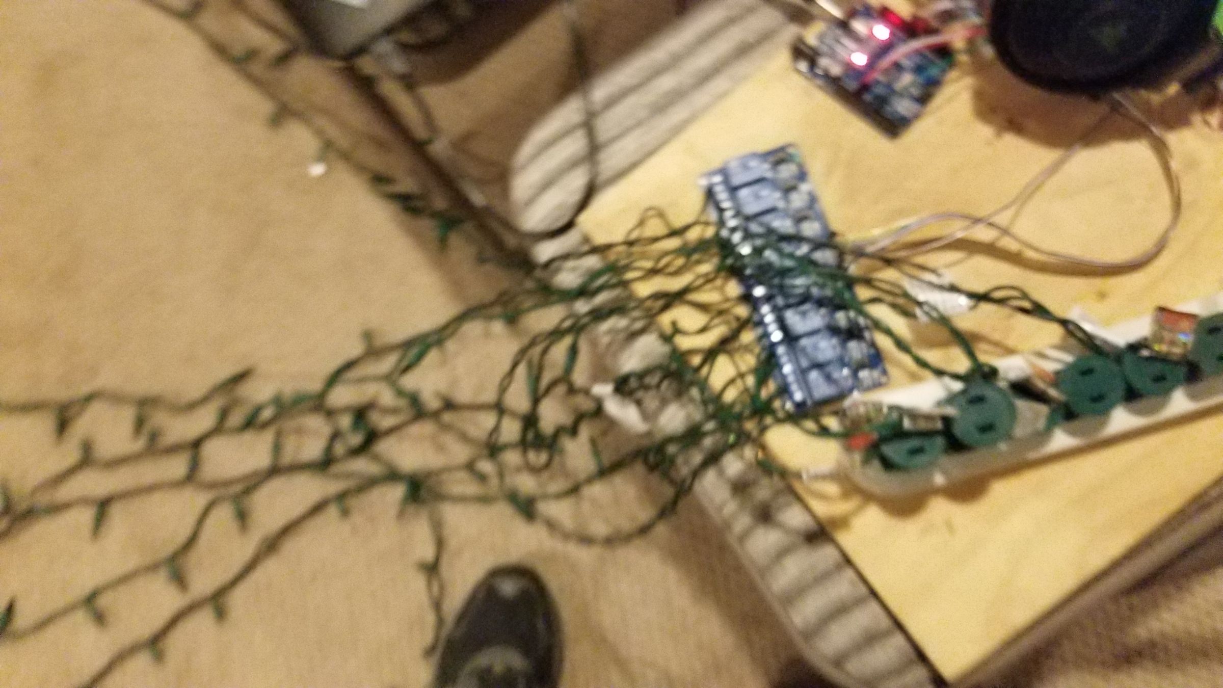 Automated Christmas Lights : 6 Steps (with Pictures) - Instructables