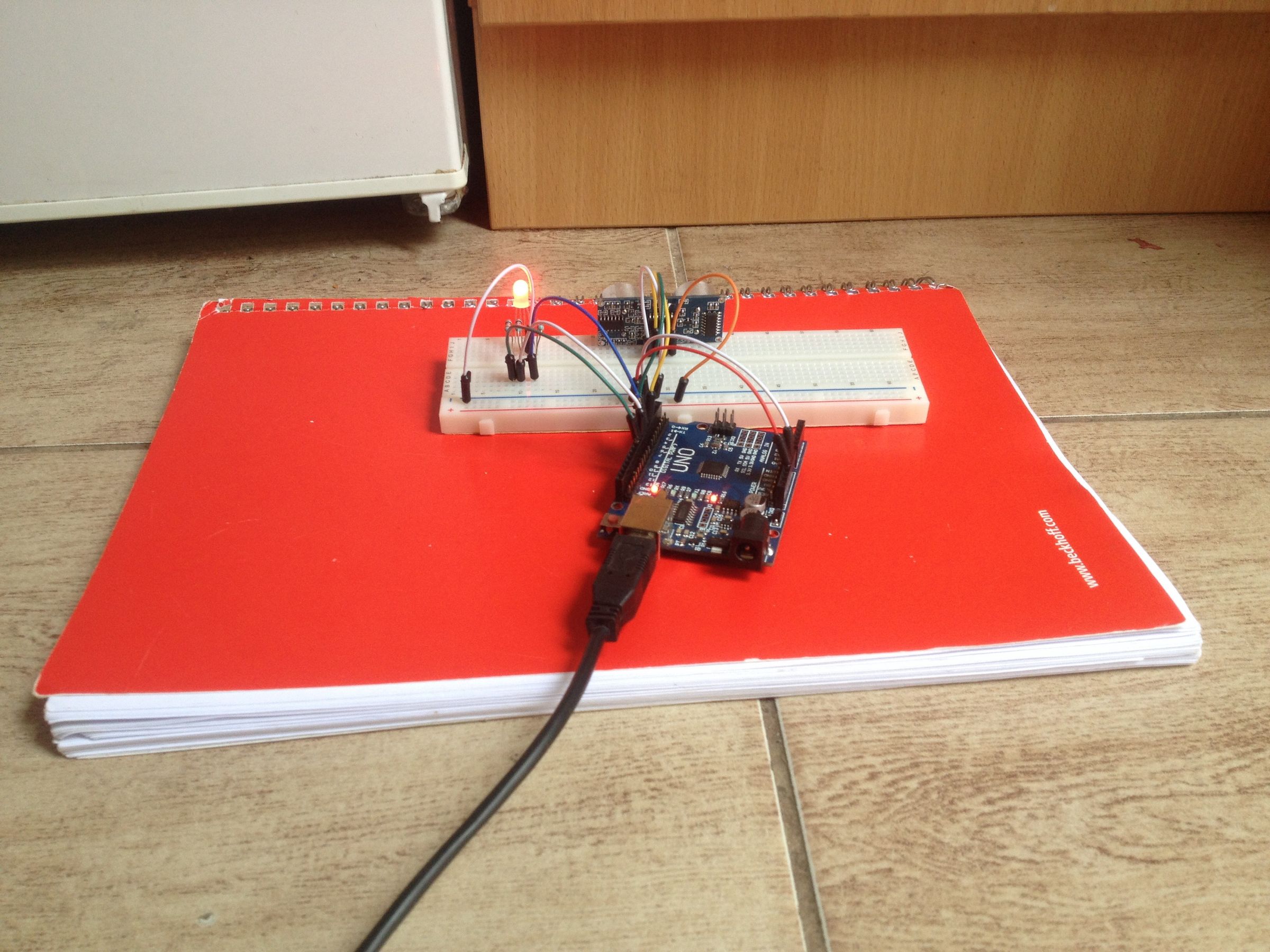 Ultrasonic Distance Sensor Arduino HC-SR04 : 4 Steps - Instructables