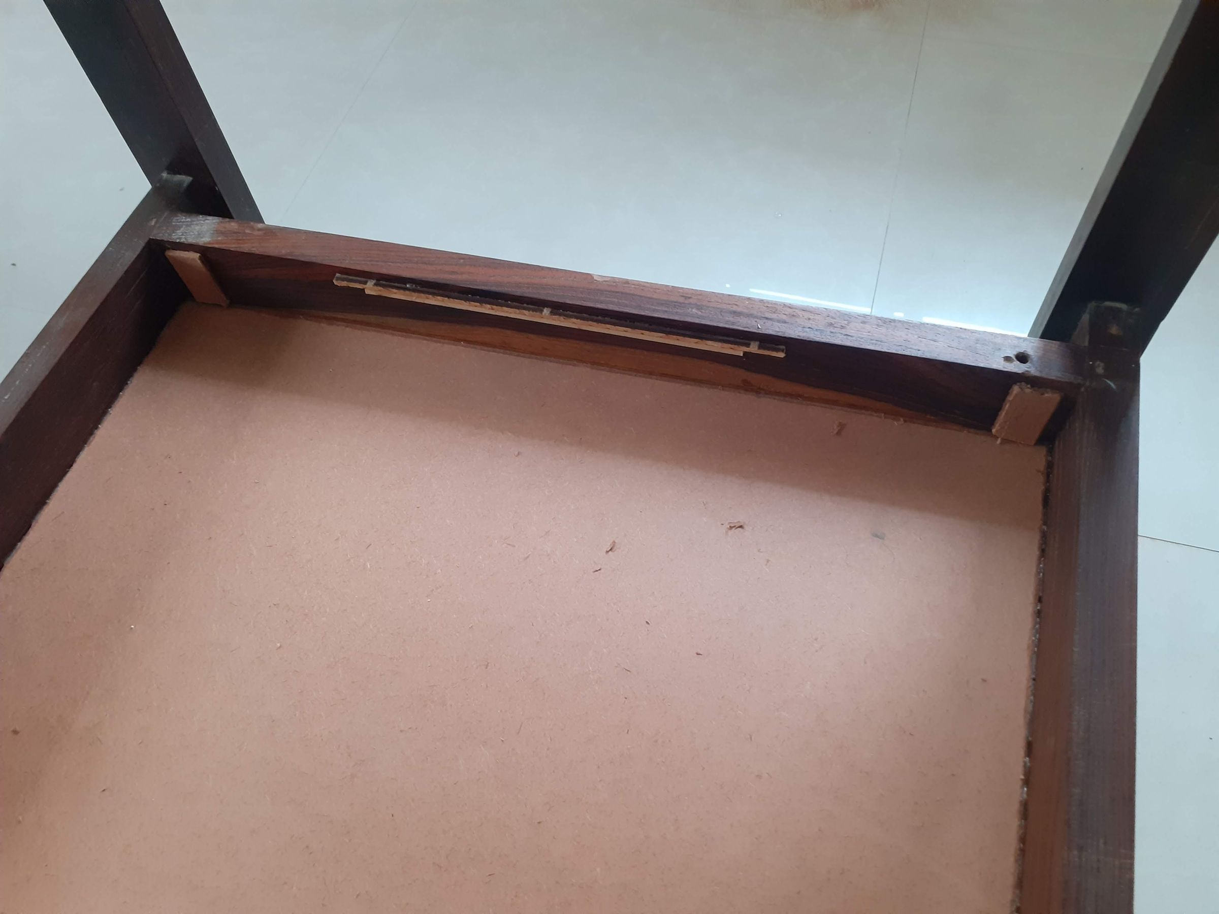 Hidden Chair Compartment : 4 Steps (with Pictures) - Instructables