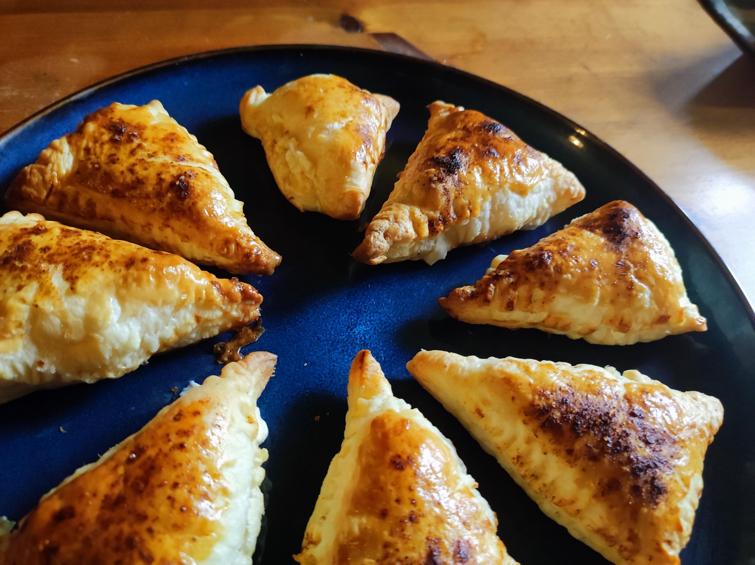 Super Melty Cheese Puffs : 4 Steps (with Pictures) - Instructables