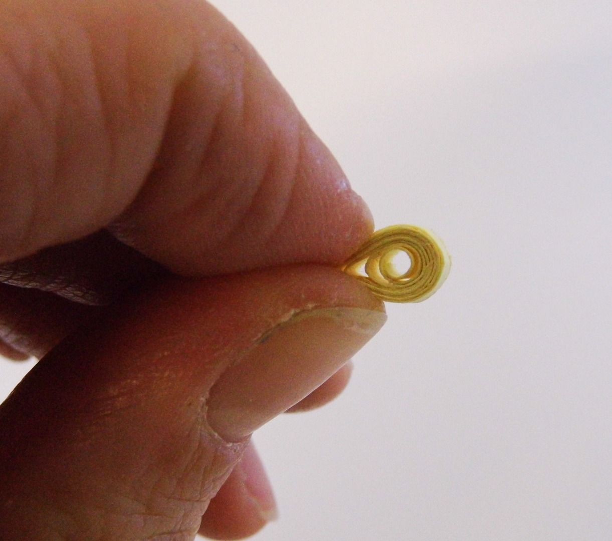 Handmade Paper Necklace : 13 Steps (with Pictures) - Instructables