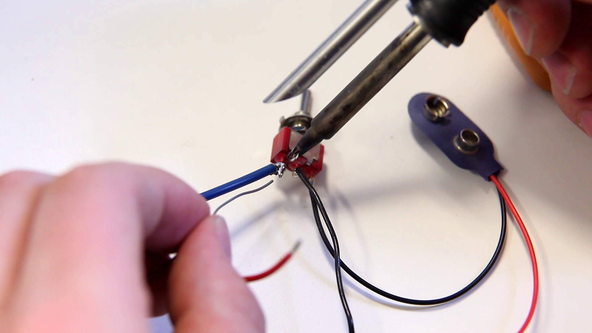 "Worlds Simplest" Neuralizer-build (Men in Black Memory Eraser) : 10 ...