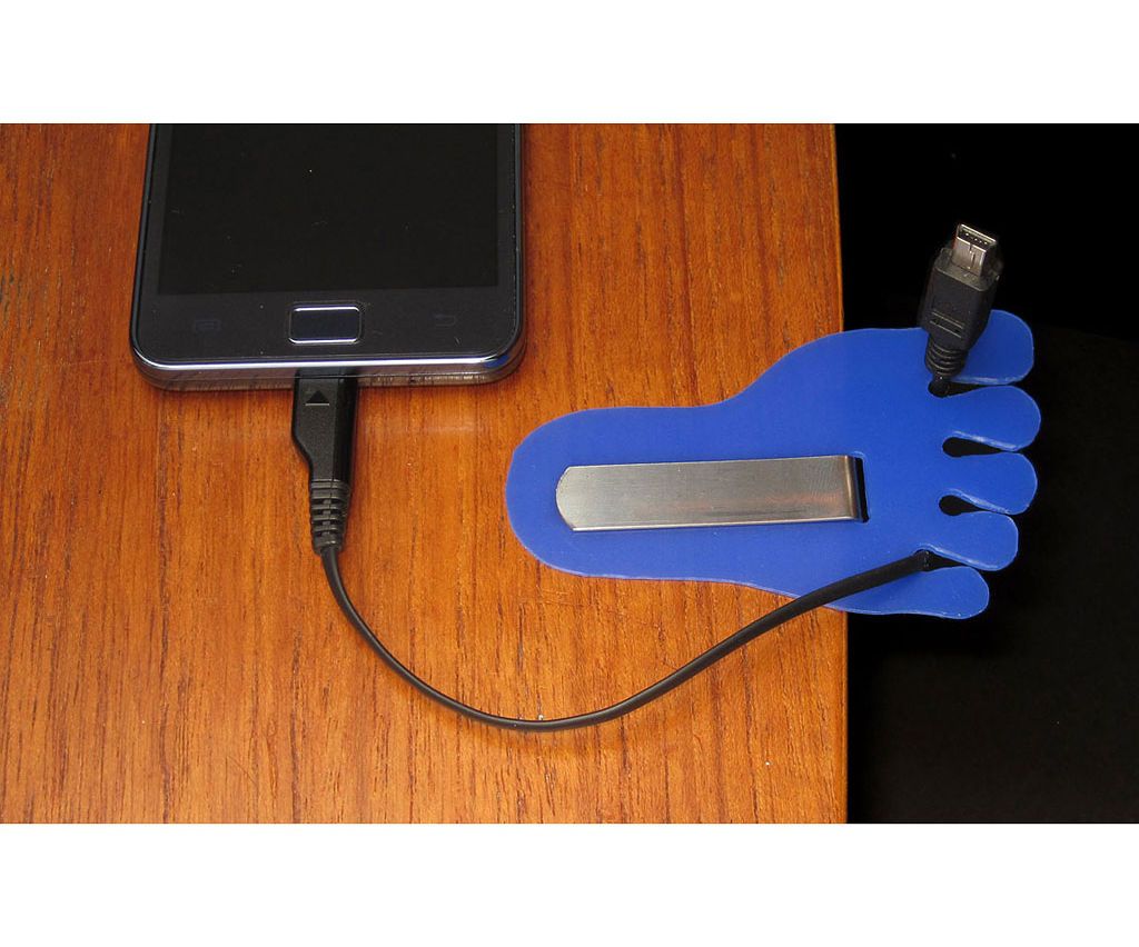 Cable Holder for Desktop : 3 Steps (with Pictures) - Instructables