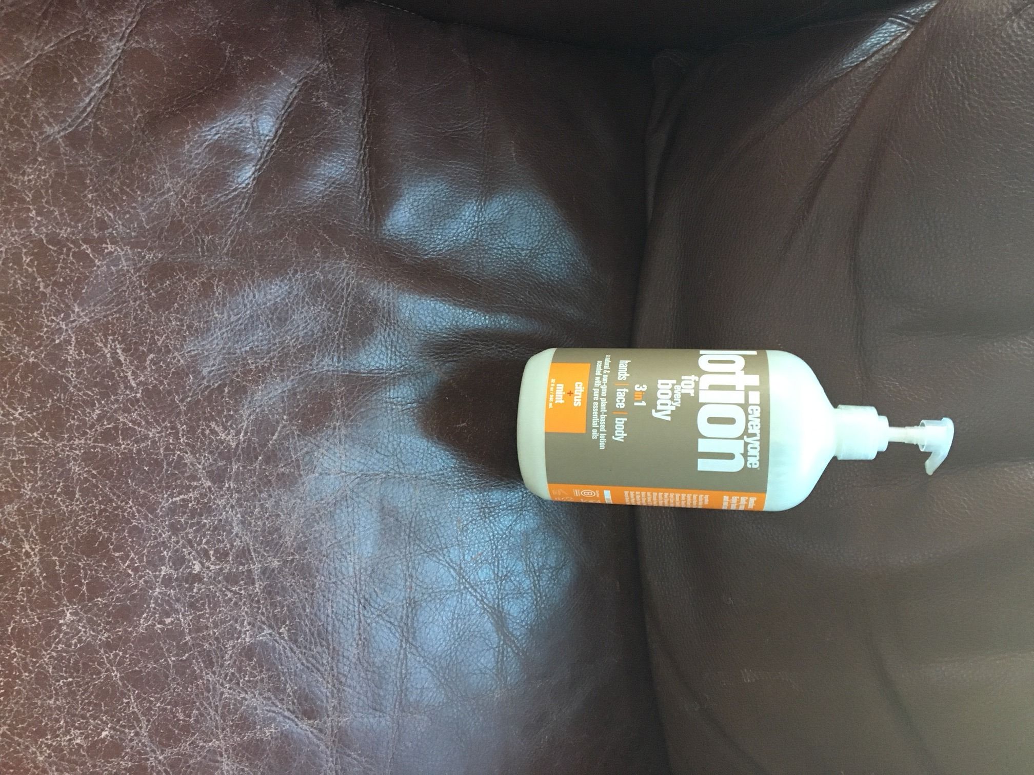 Fixing Dry and Cracked Leather : 3 Steps - Instructables