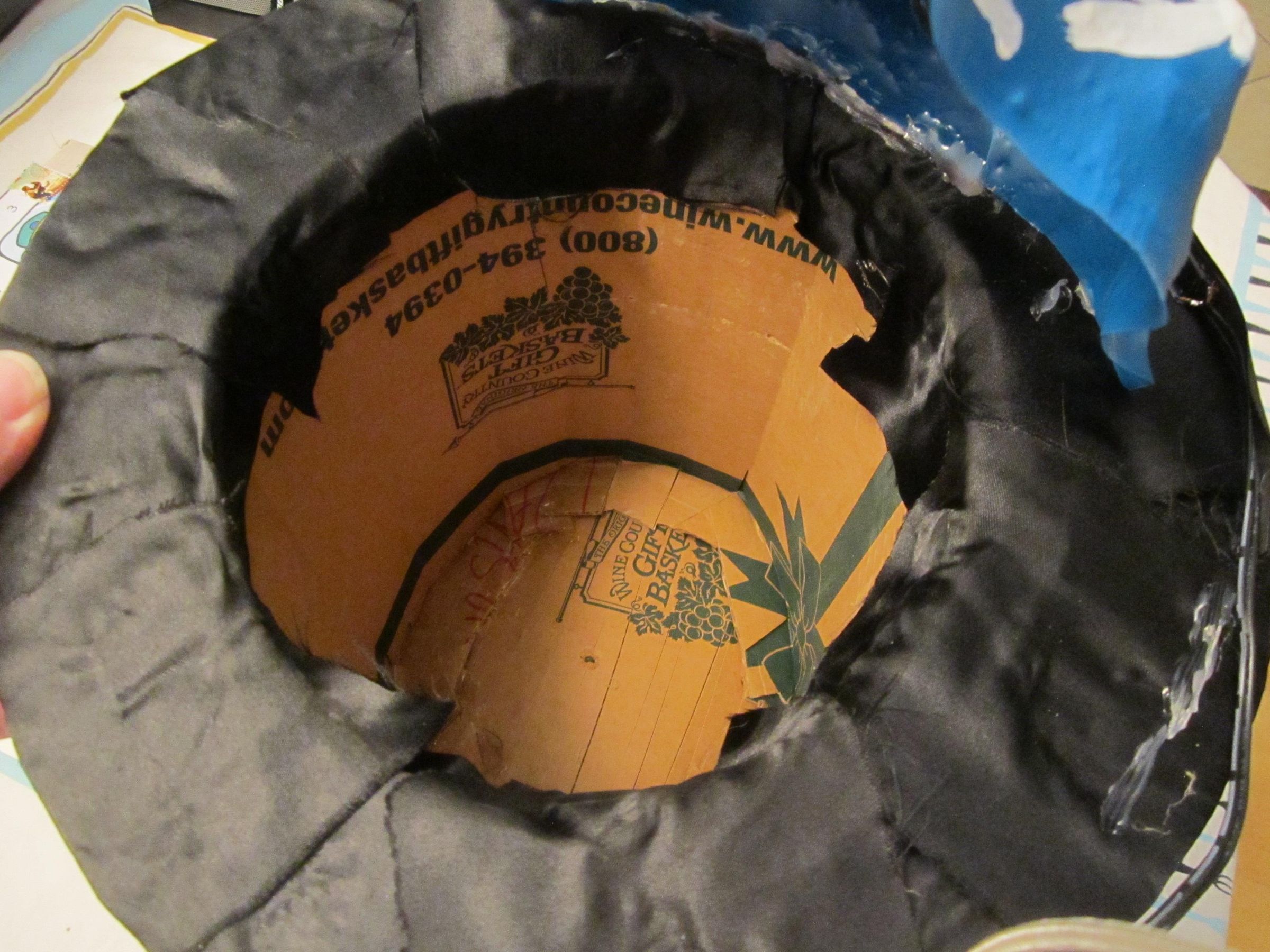 Top Hat Box Ghost Costume : 4 Steps - Instructables