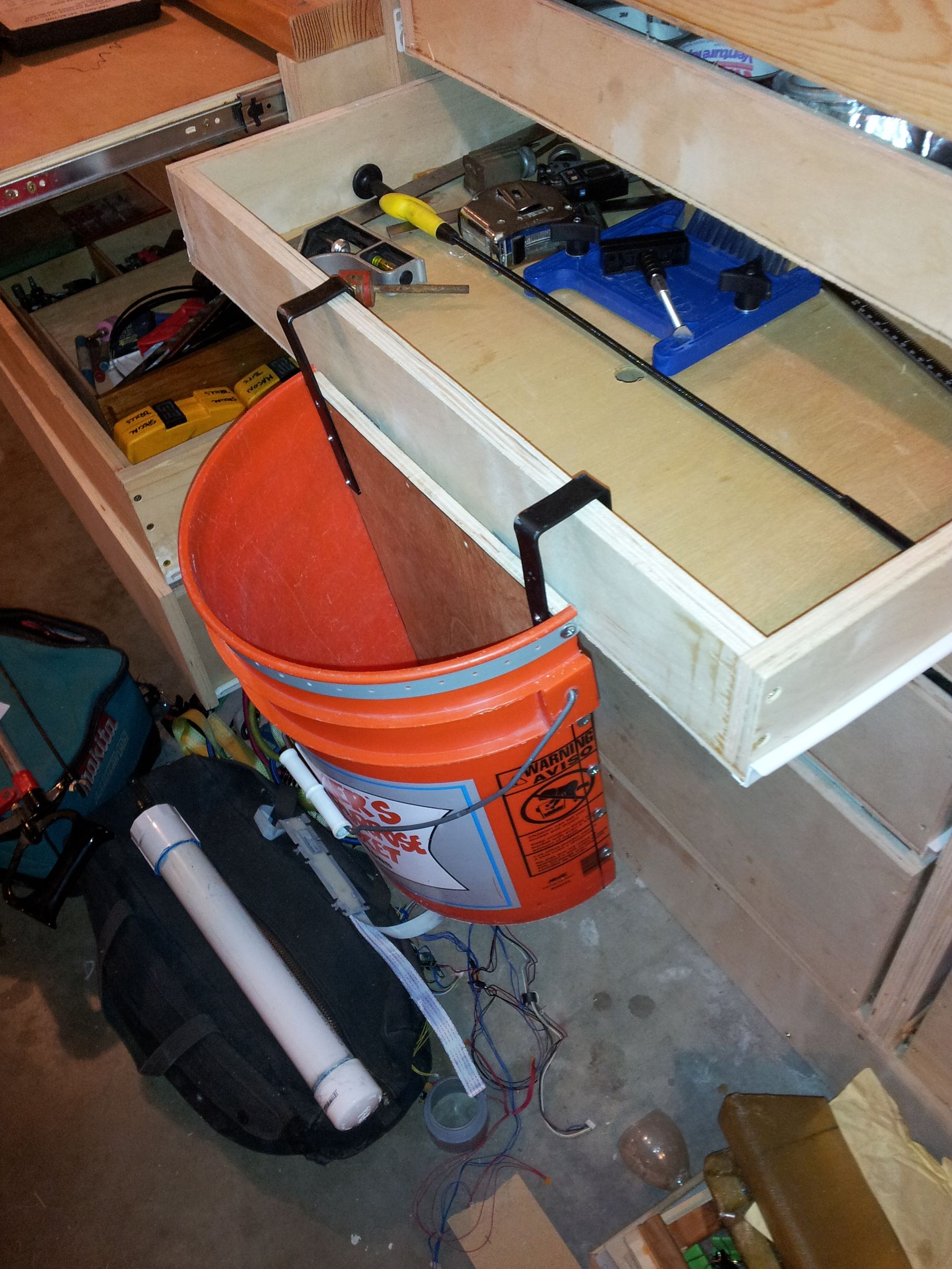 Half Bucket : 3 Steps - Instructables