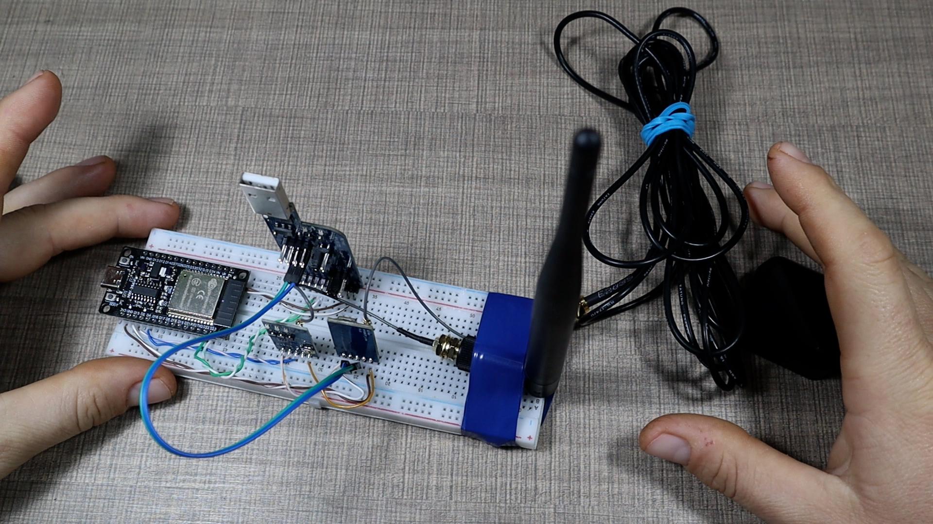 Helium Based DIY GPS Vehicle Tracker With RYS8839 and RYLR993 and ESP32 ...