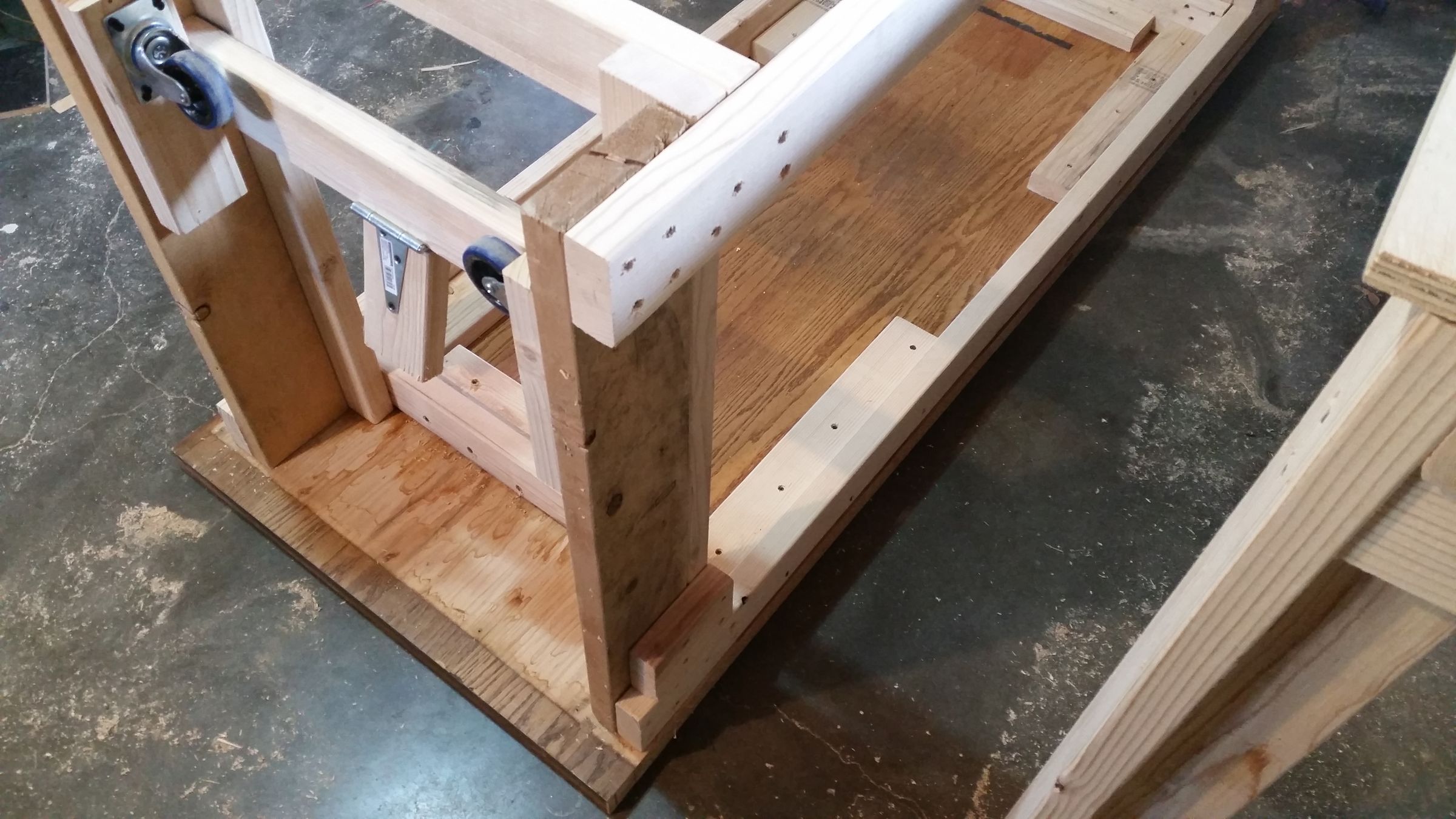 2x4 Work Bench With Nested Rolling Assembly Table : 10 Steps (with ...