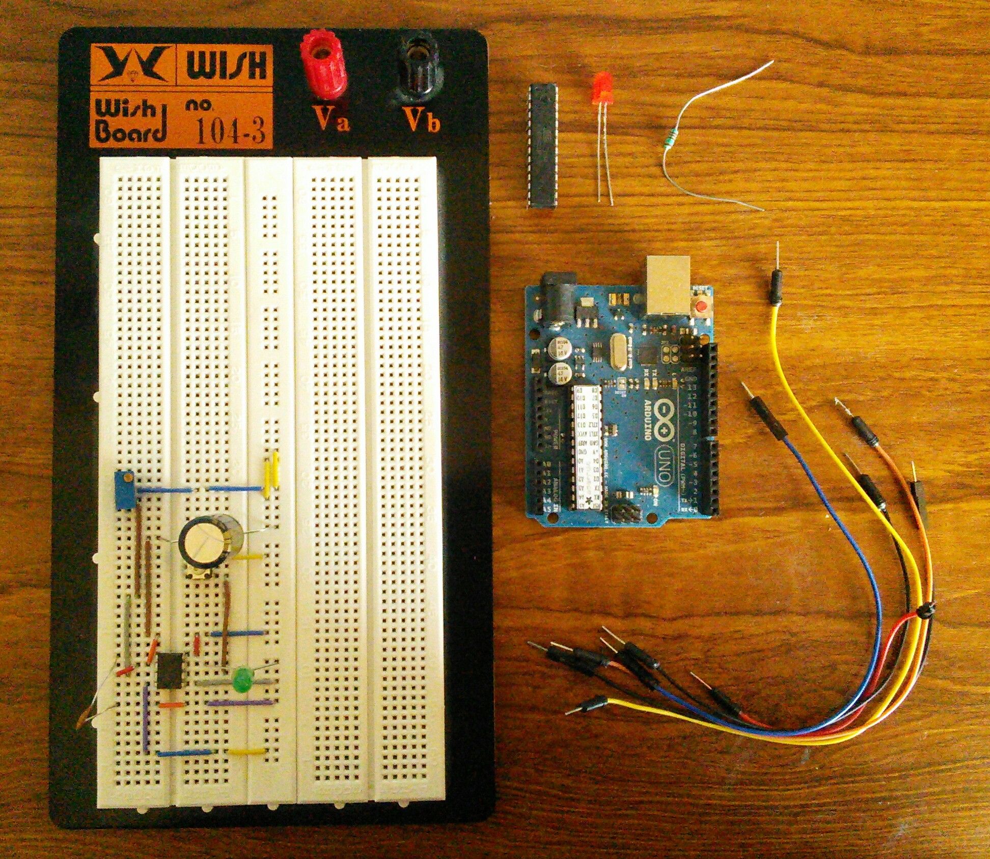 True Atmega Standalone, Running Without Crystal Oscillator (Arduino ...