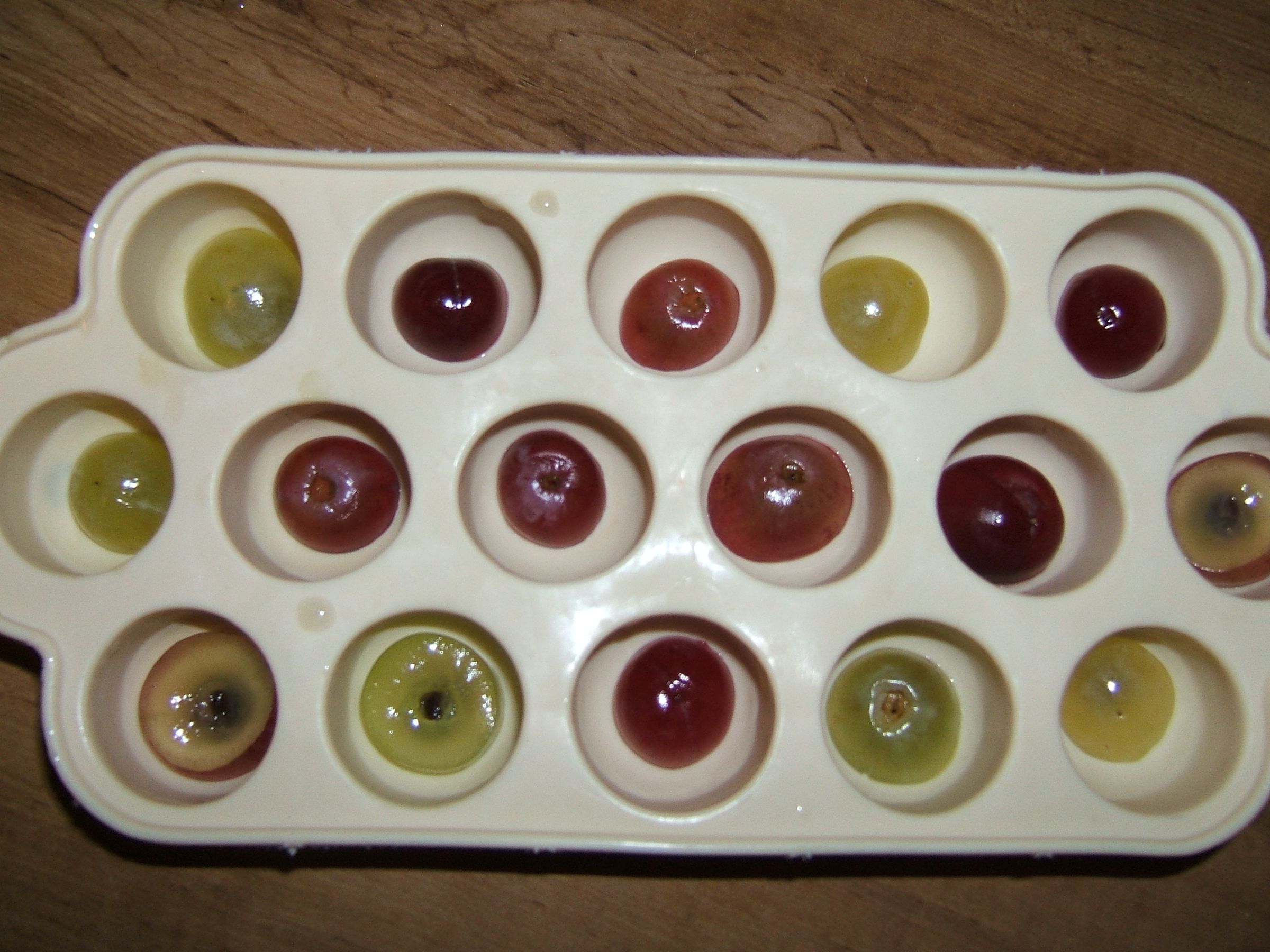 Edible Eyeballs With Bloody "Dripping Sauce" : 17 Steps - Instructables