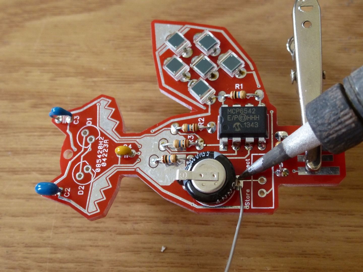 LED Fox Pendant, Solar Powered Kit : 10 Steps (with Pictures ...
