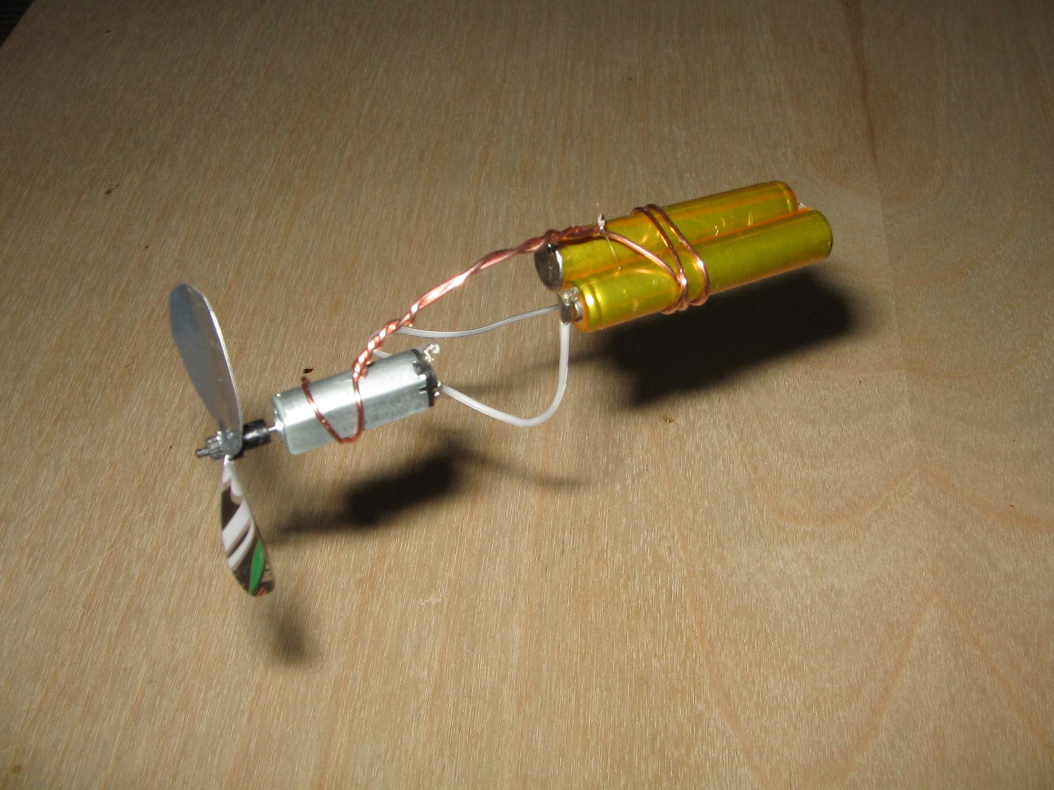 Mini Airplane : 5 Steps (with Pictures) - Instructables