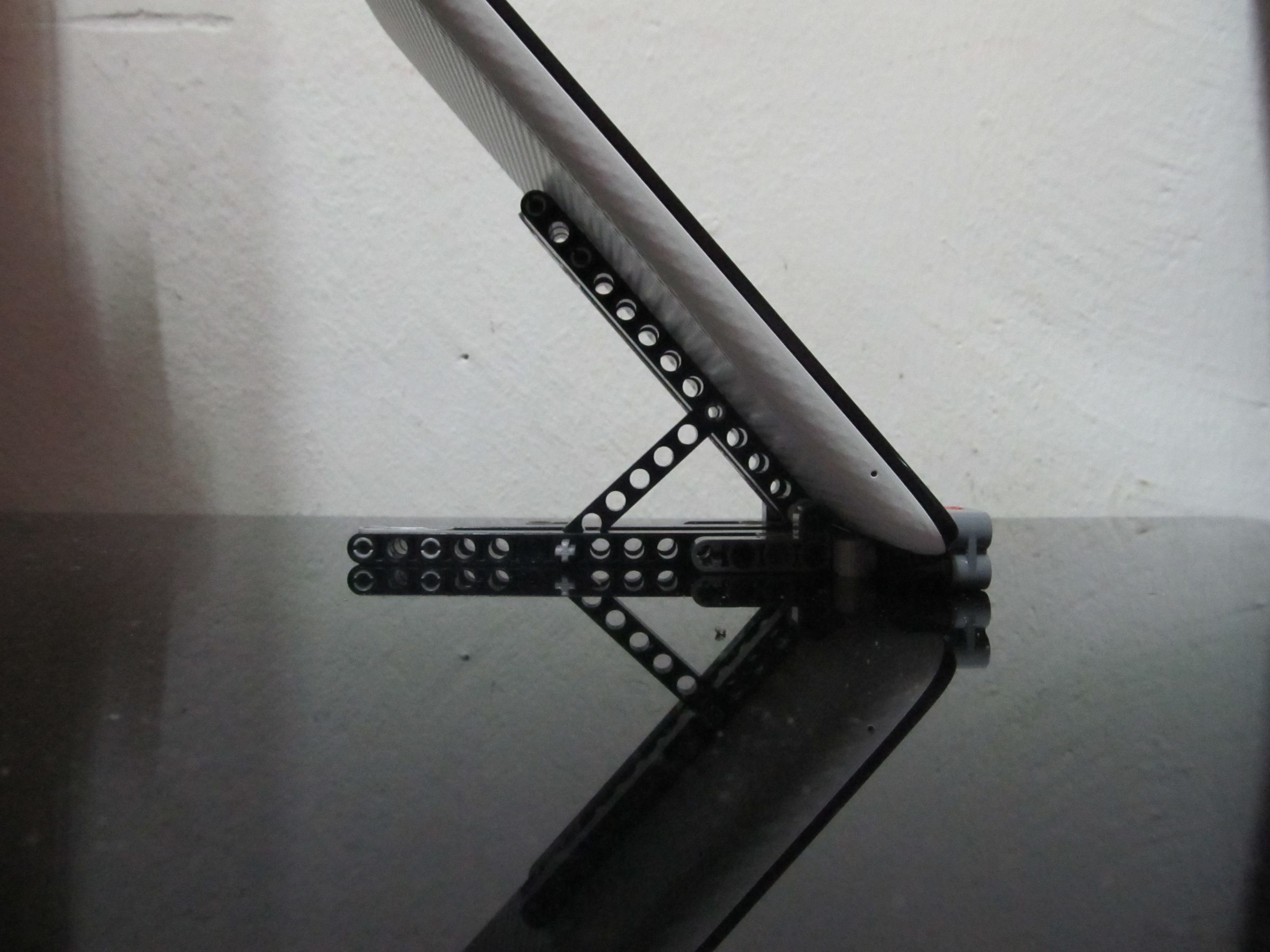 Adjustable Tablet Stand - Instructables