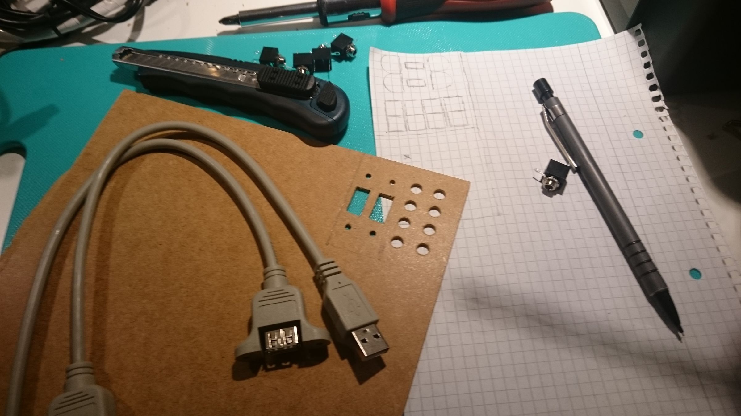 Volca Synth Suitcase : 11 Steps (with Pictures) - Instructables