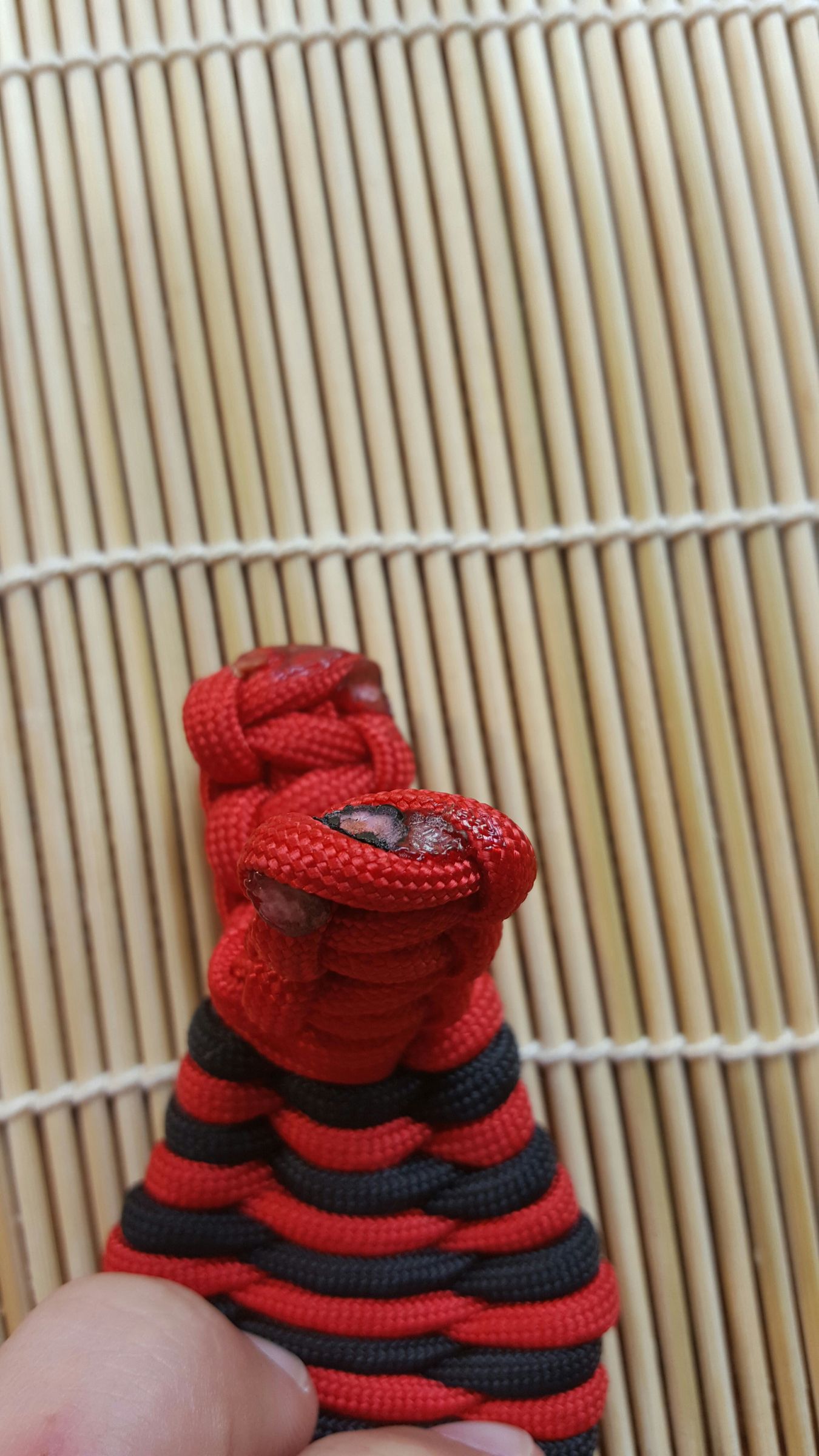Paracord Snake : 10 Steps (with Pictures) - Instructables