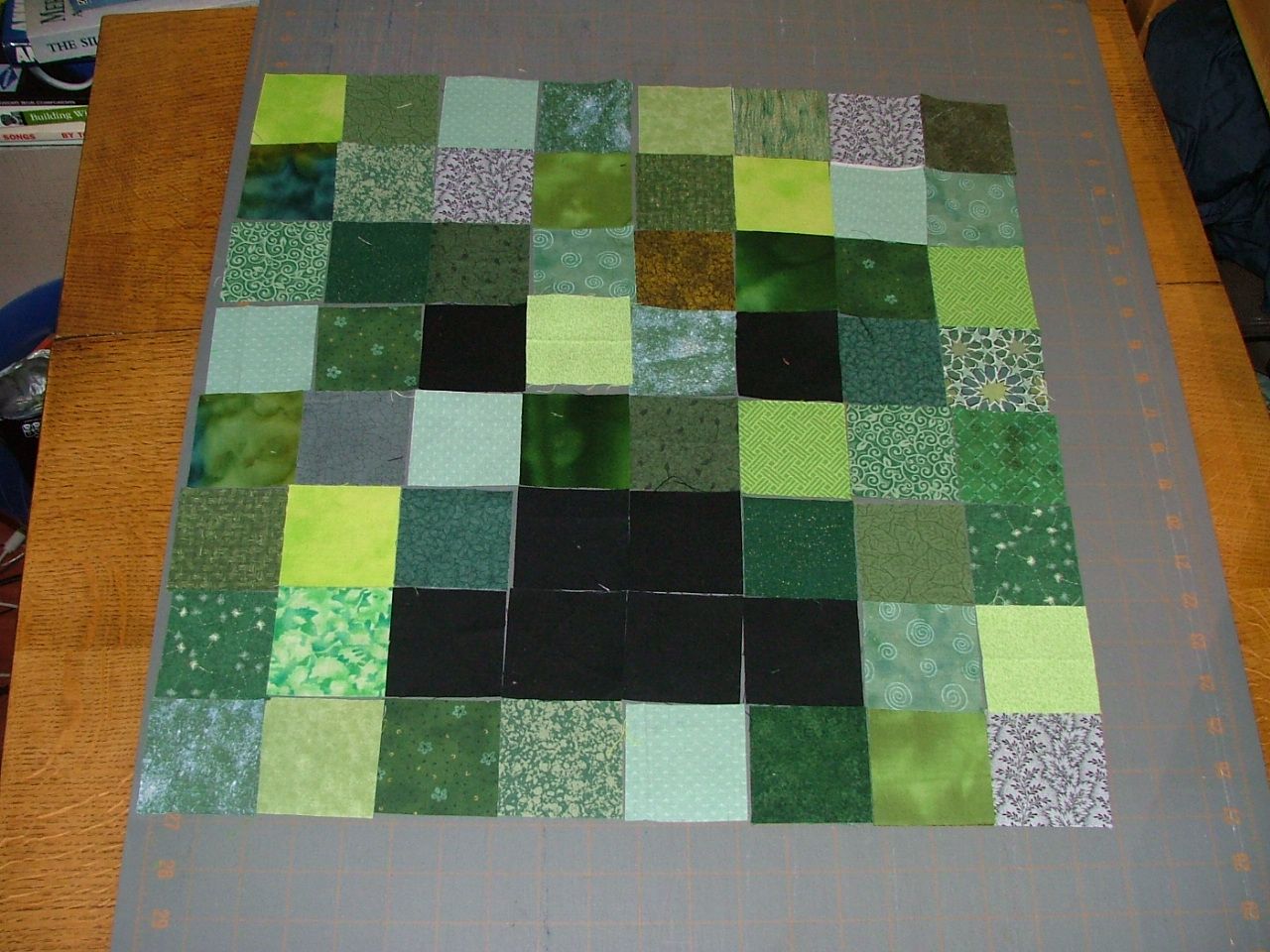 Minecraft Creeper Pillow / Cushion : 5 Steps (with Pictures ...