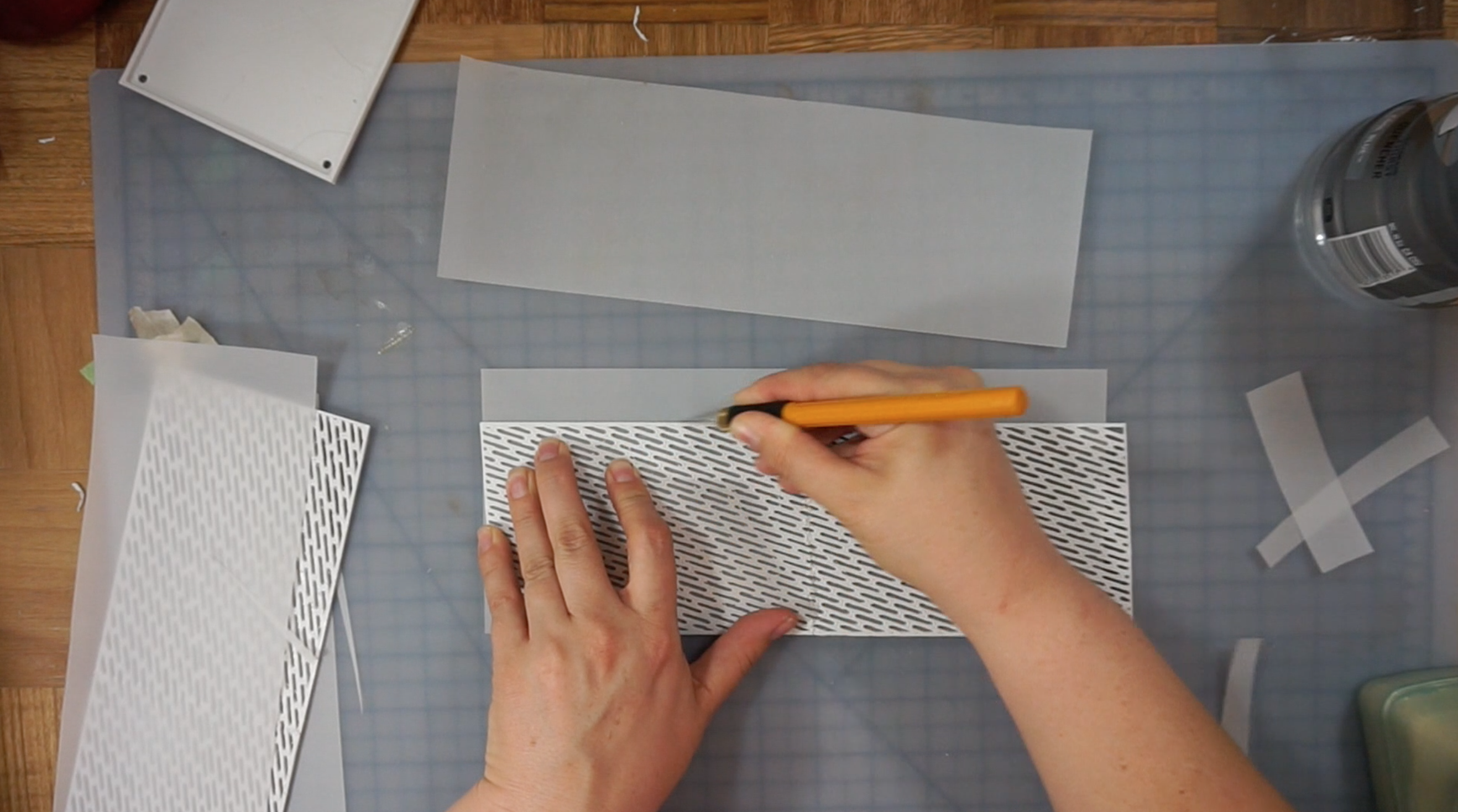 Twisted Prism Lanterns : 12 Steps (with Pictures) - Instructables