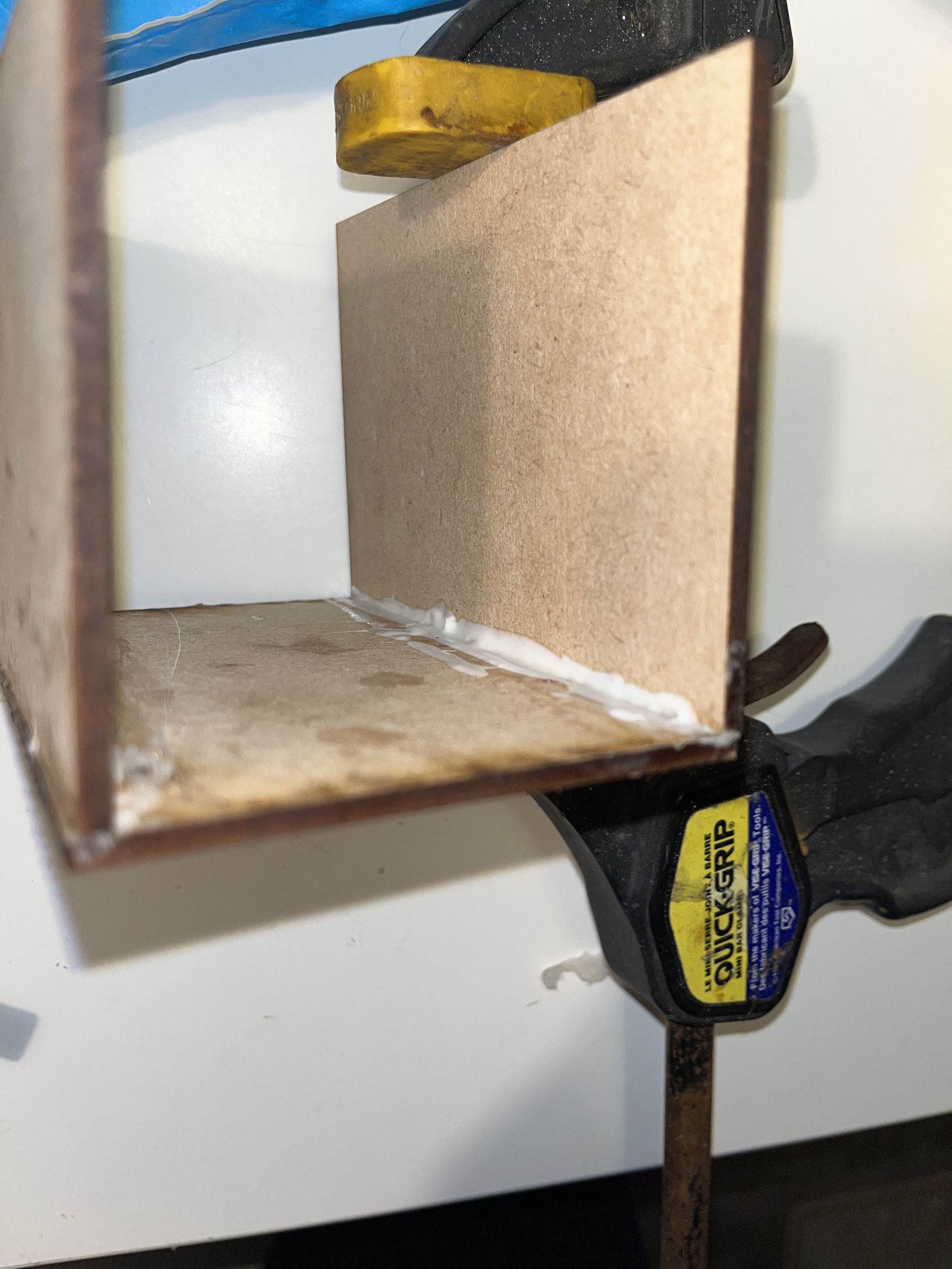 5 LED RGB Box Using 2 8-bit Shift Registers and Bluetooth : 14 Steps - Instructables