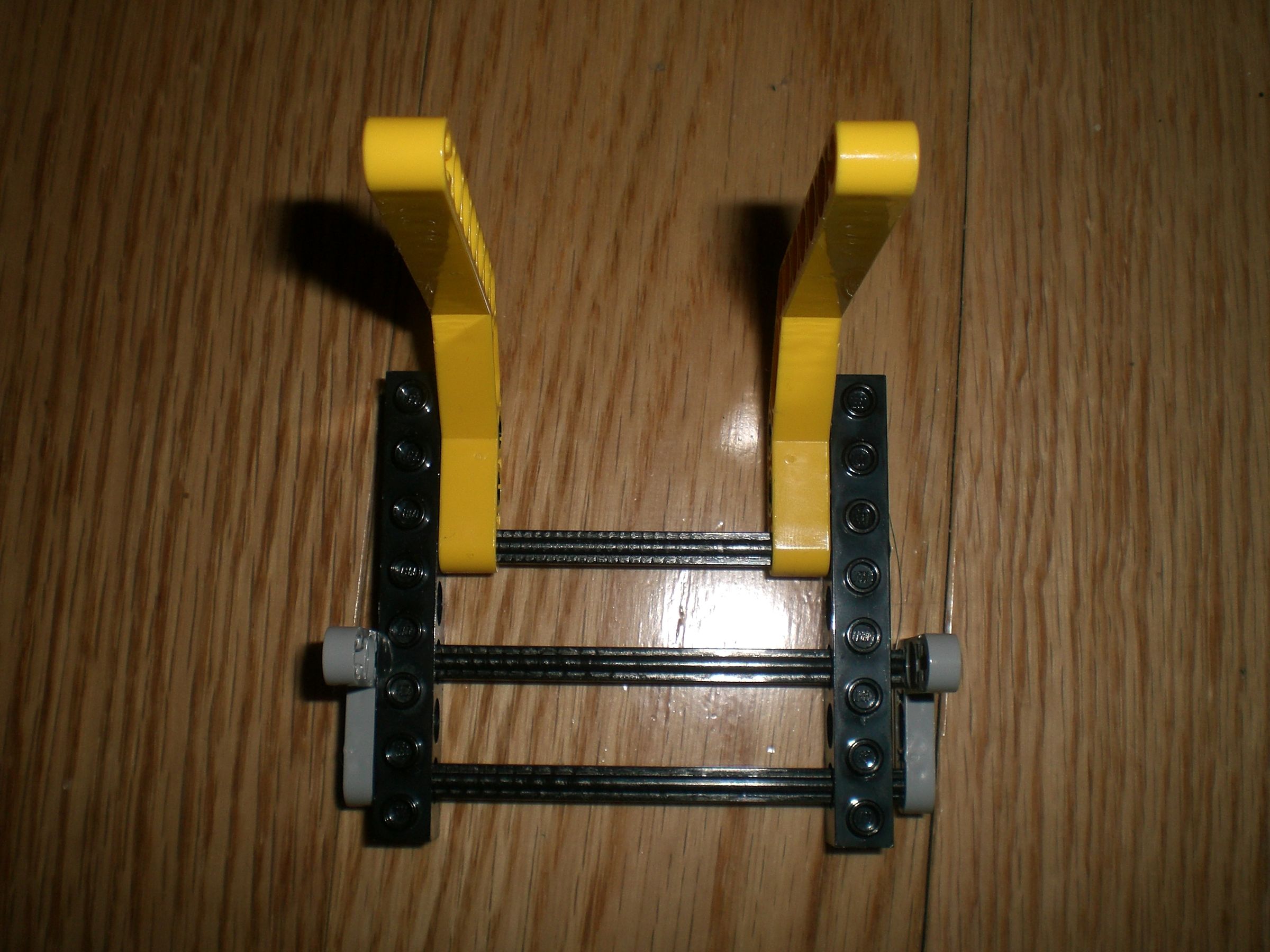 Create an IPod Touch/iPhone Stand From LEGOs! (Vertical and Horizontal) : 8 Steps - Instructables