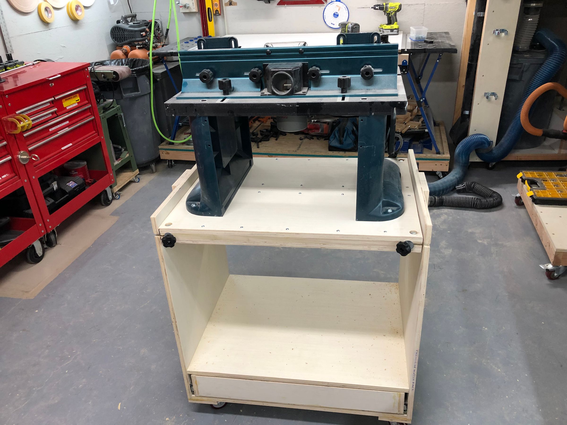 Flip Top Planer Stand : 8 Steps (with Pictures) - Instructables