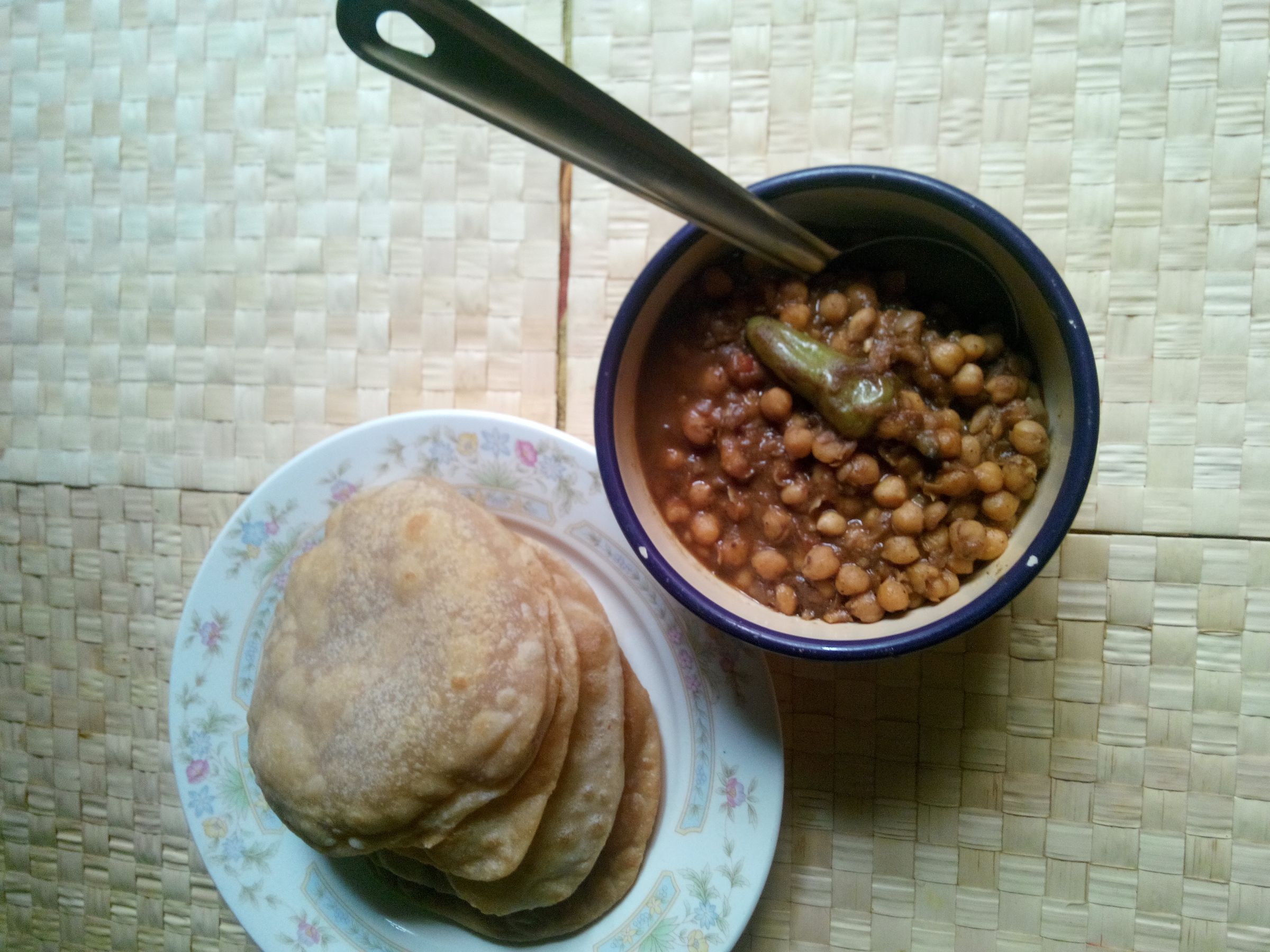 Cholay Bhatura : 5 Steps (with Pictures) - Instructables