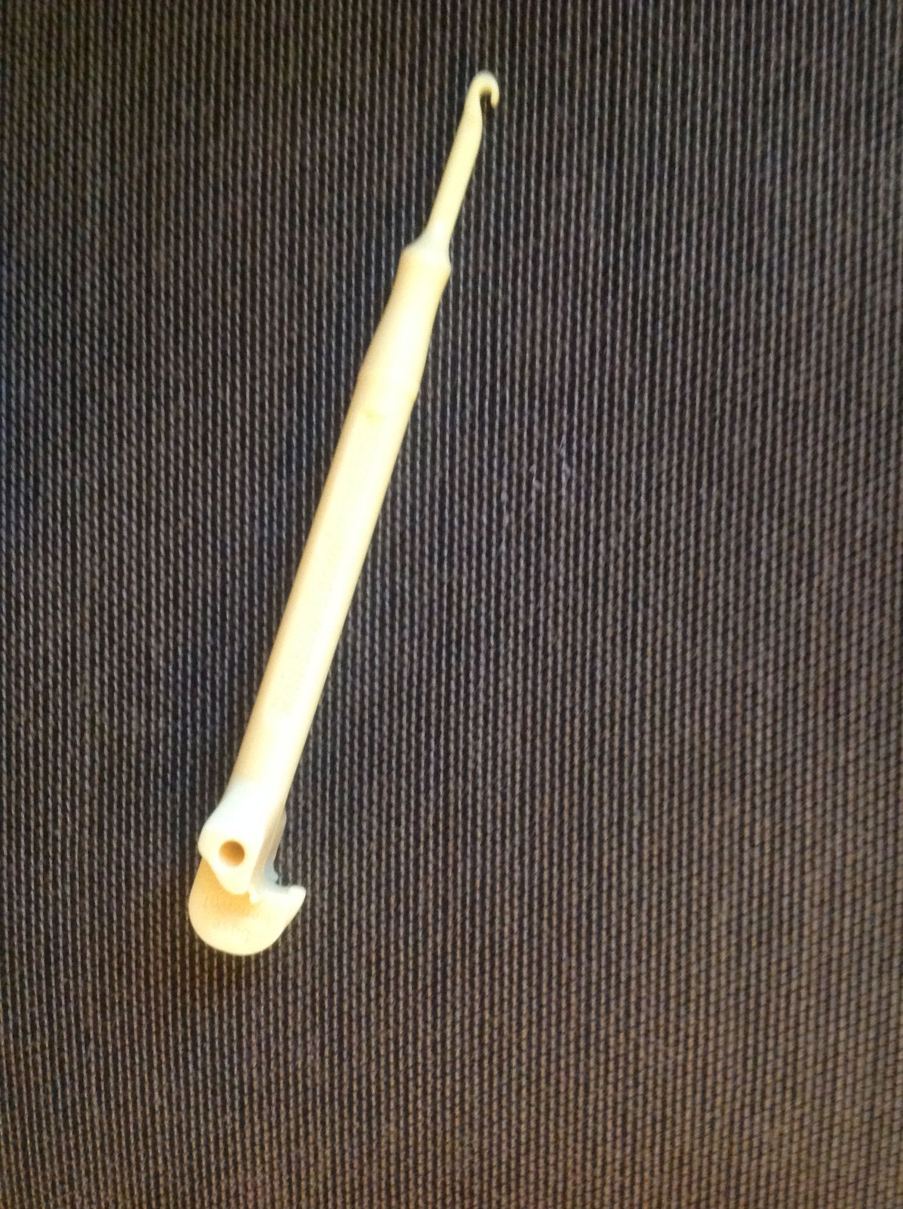 How to Make Rainbow Loom Bracelet Totem Pole : 9 Steps - Instructables