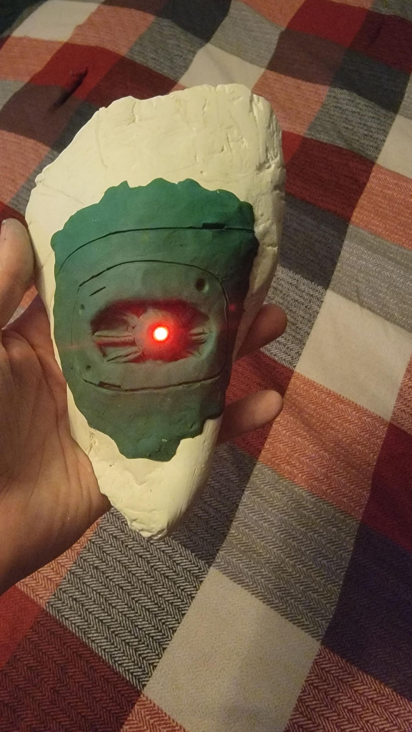 Terminator Glove and Eye : 15 Steps (with Pictures) - Instructables