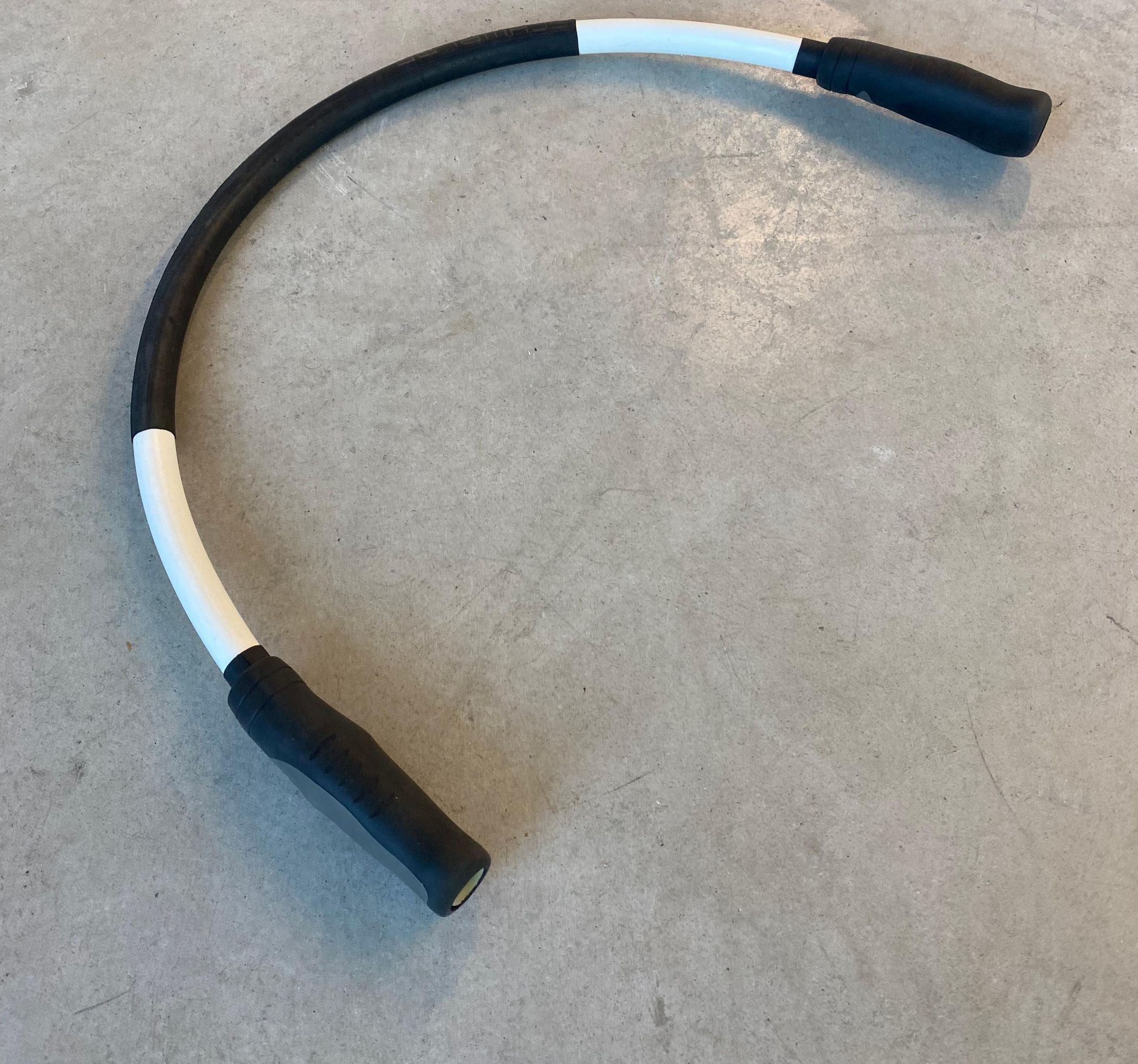 D4E1 Juggle Tube : 6 Steps - Instructables