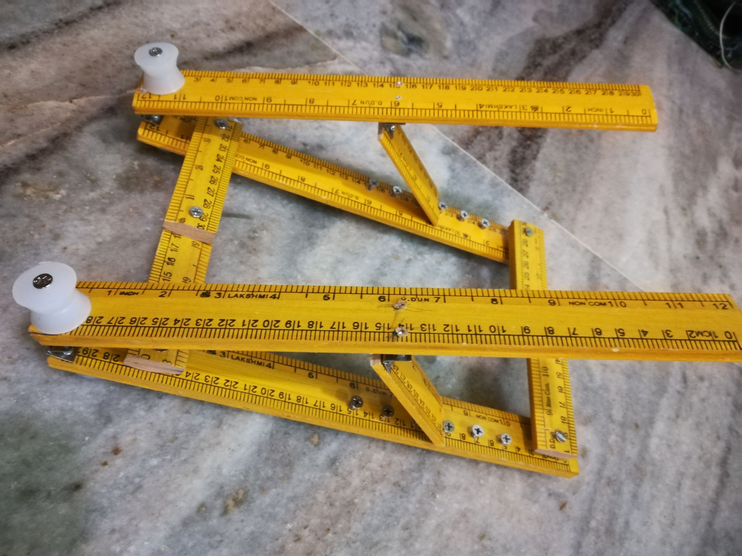 Foldable Laptop Stand - Using Wooden Rulers : 3 Steps (with Pictures ...