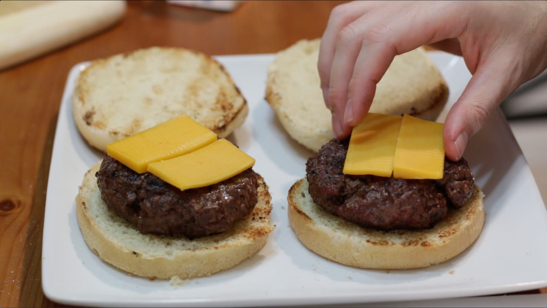 Juicy Hamburger : 7 Steps (with Pictures) - Instructables