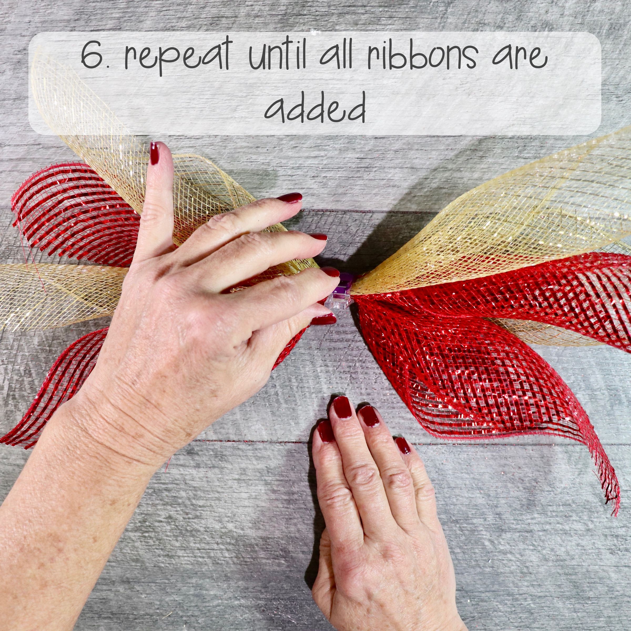 Holiday Decorative Gift Bows : 5 Steps - Instructables