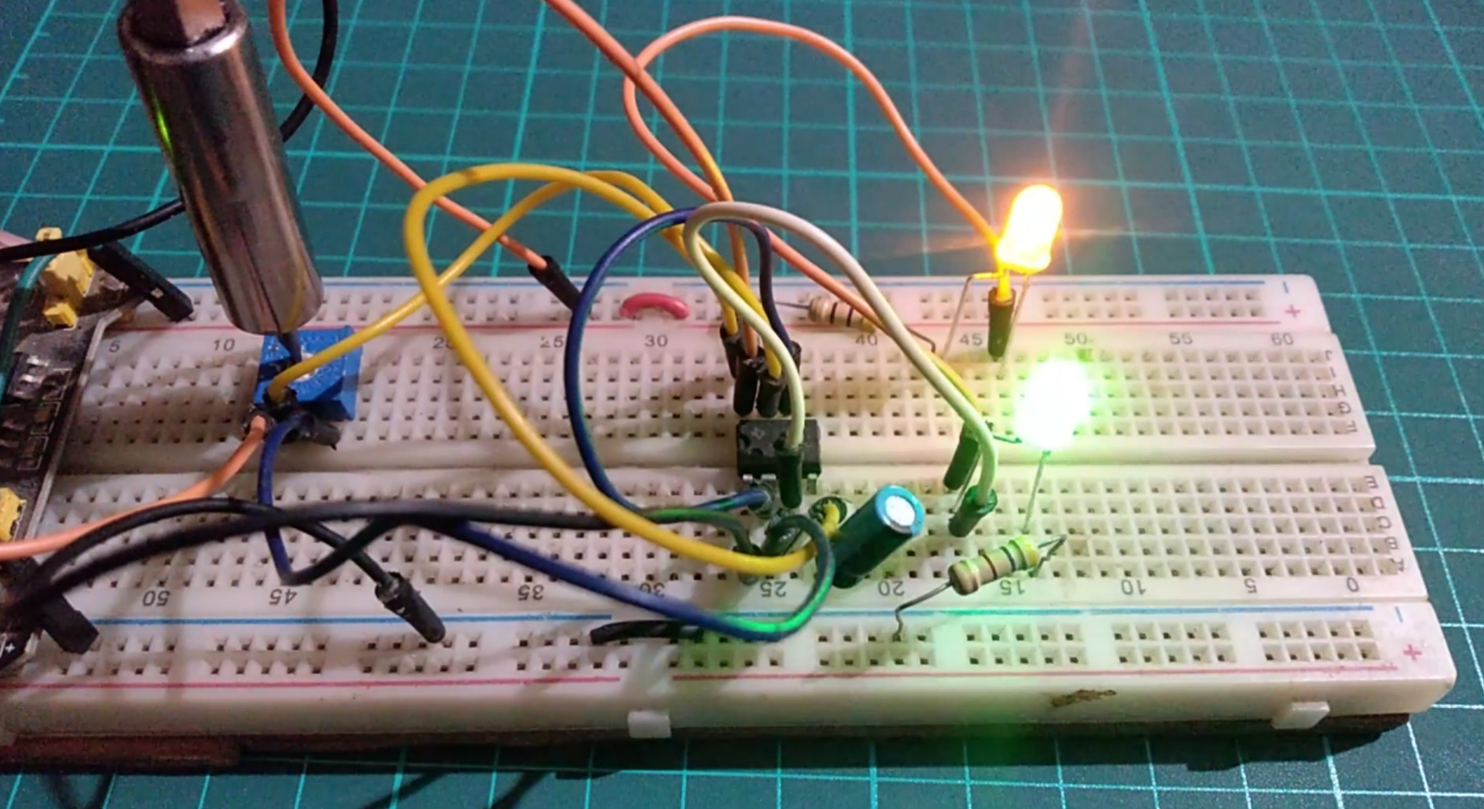 LED Flashing Project Using 555 Timer IC: a Step-by-Step Guide : 4 Steps ...