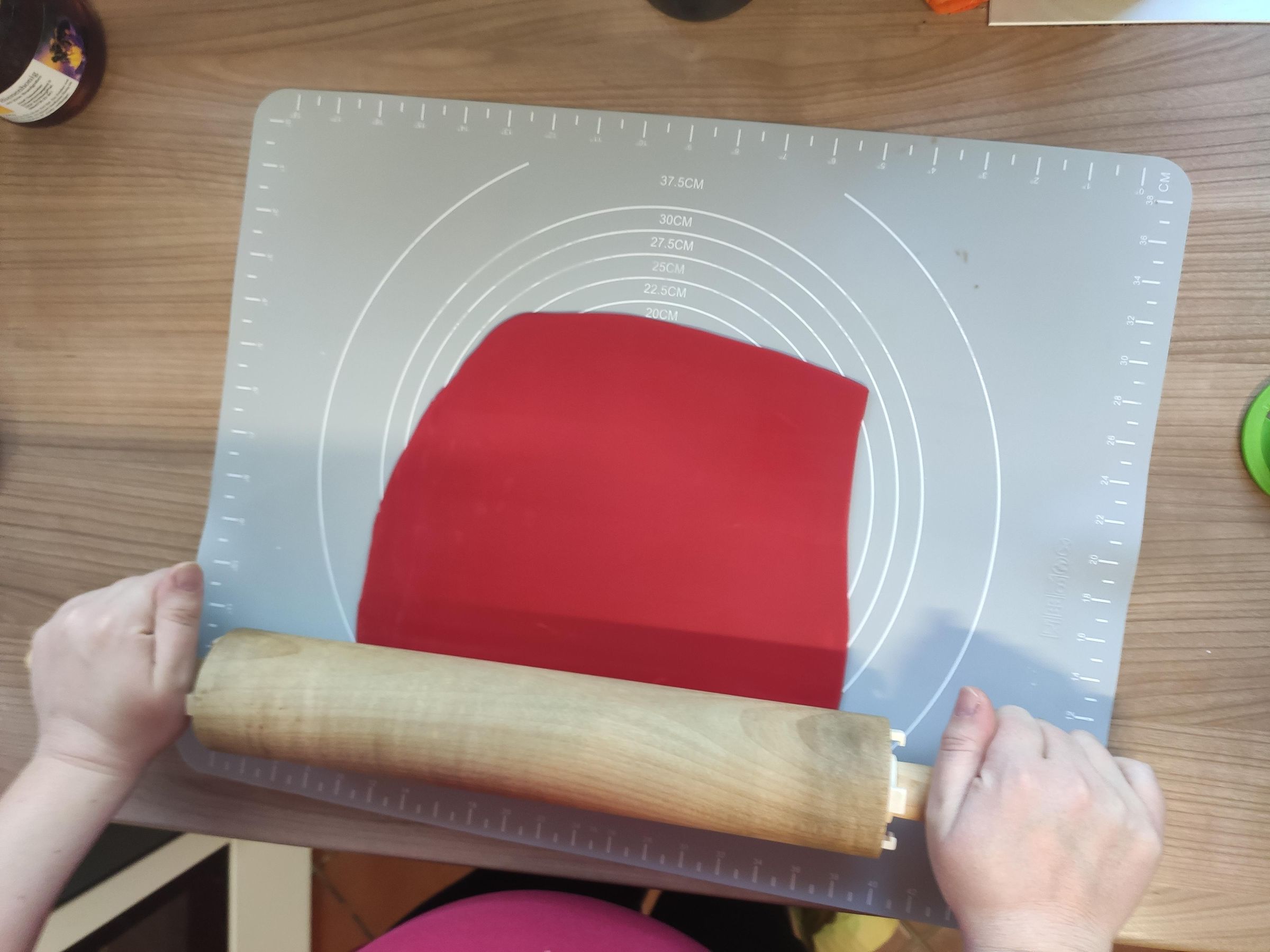 Chocolate Pi - Cake : 7 Steps - Instructables