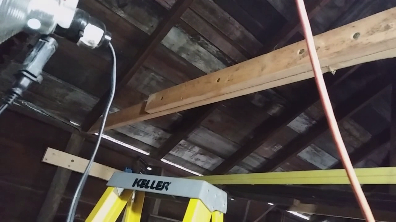 How to Replace Ceiling Joists : 5 Steps (with Pictures) - Instructables