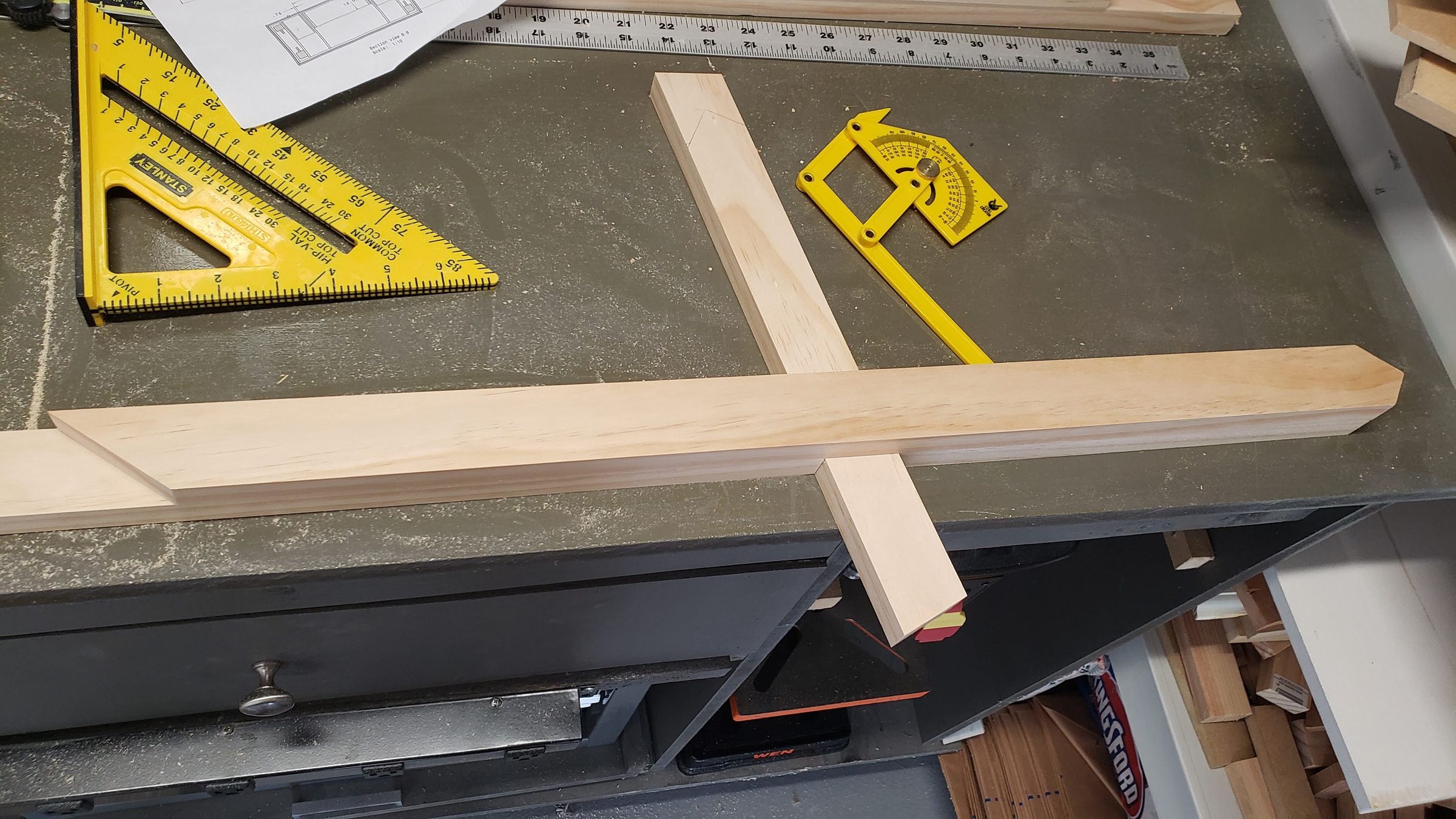 Office Desk : 7 Steps (with Pictures) - Instructables