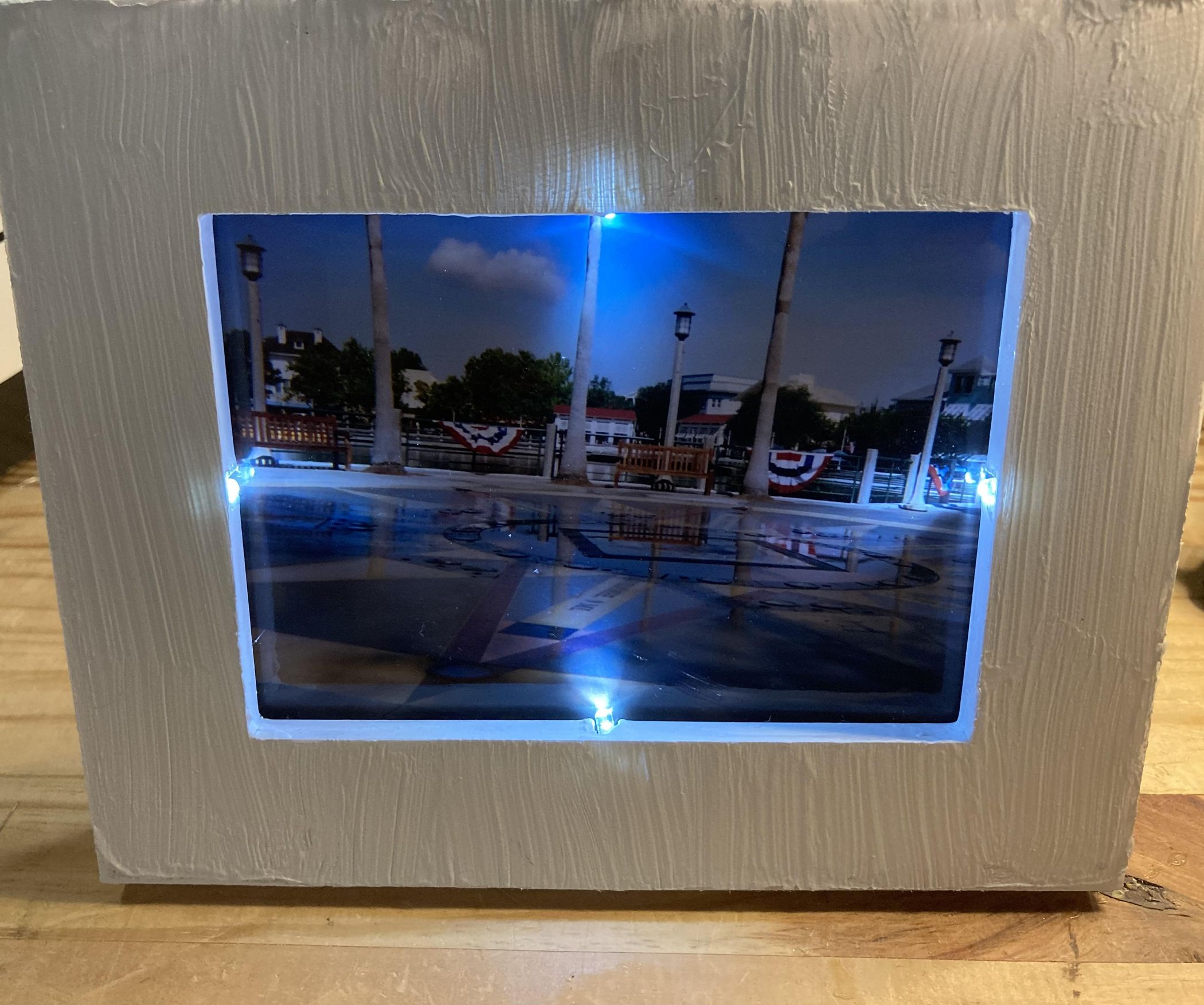 Light Up Picture Frame : 8 Steps - Instructables