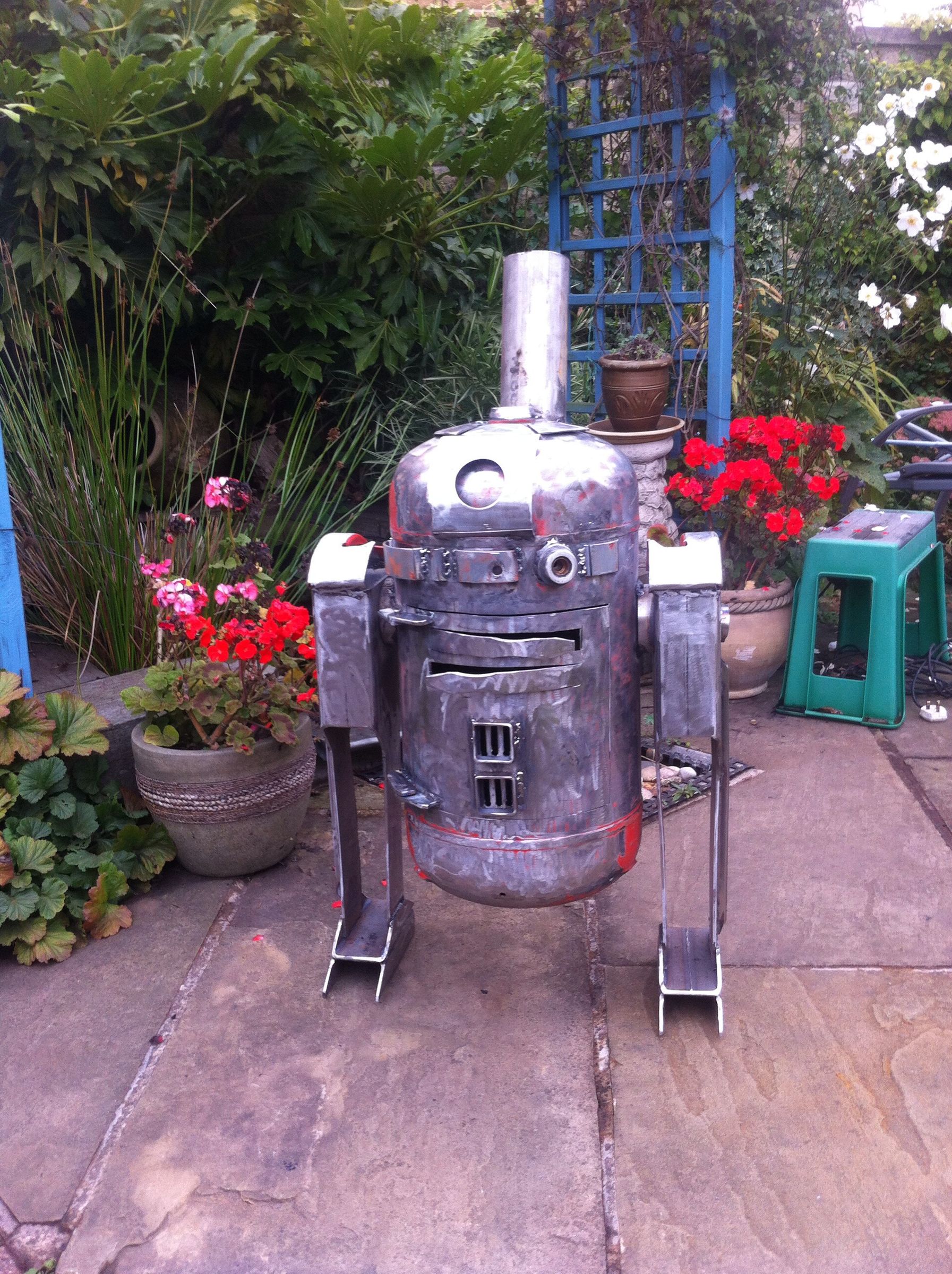 R2D2 Style Wood / Log Burner : 11 Steps (with Pictures) - Instructables