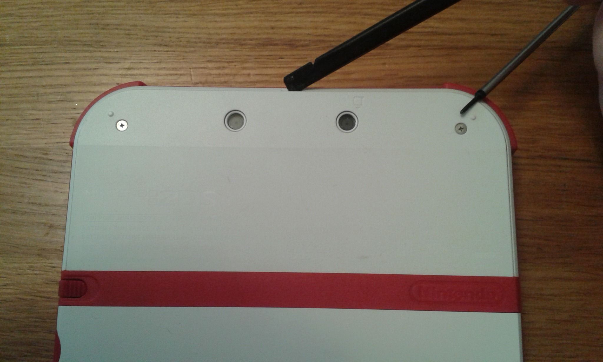 2DS Screen Repair : 11 Steps (with Pictures) - Instructables