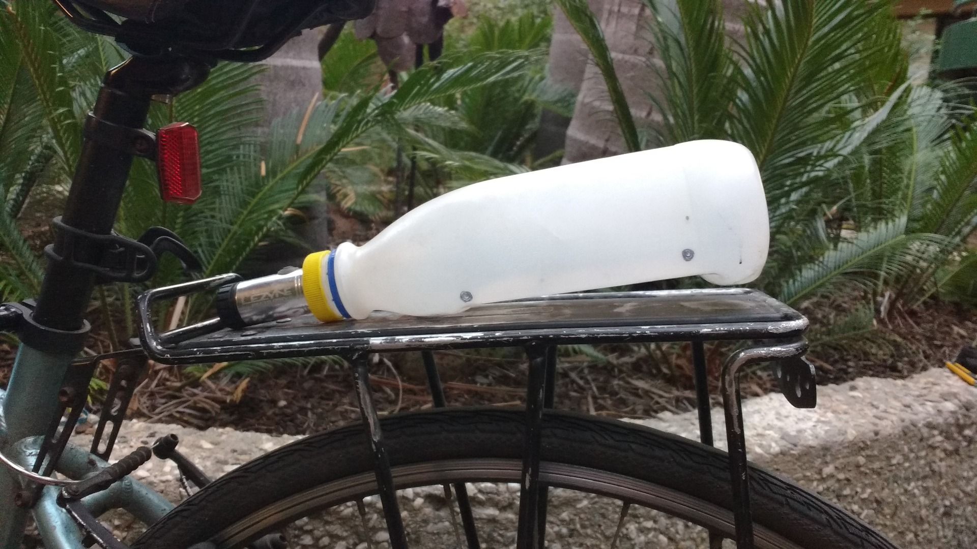 How to Make a Bike Light With Greater Visiblity : 8 Steps (with ...