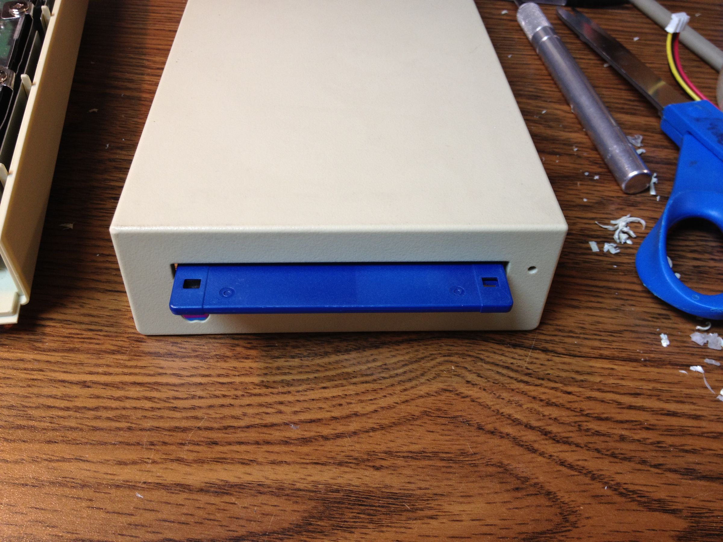 Retro Apple Disk Drive As HDD Enclosure : 18 Steps (with Pictures ...