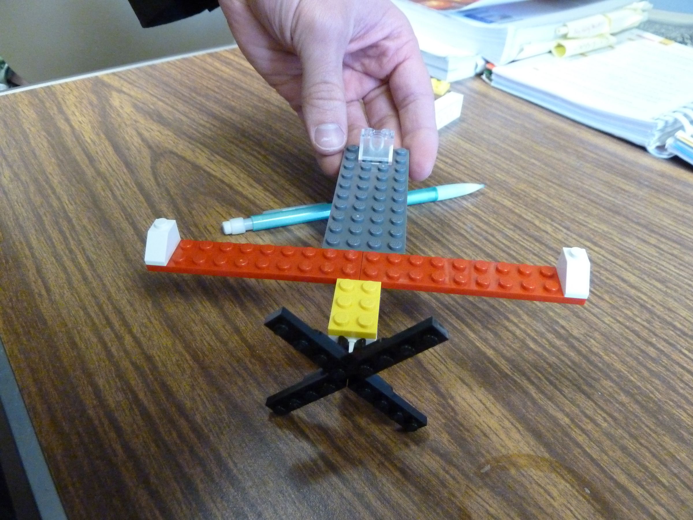 Lego Instructable - Simple Airplane : 8 Steps - Instructables
