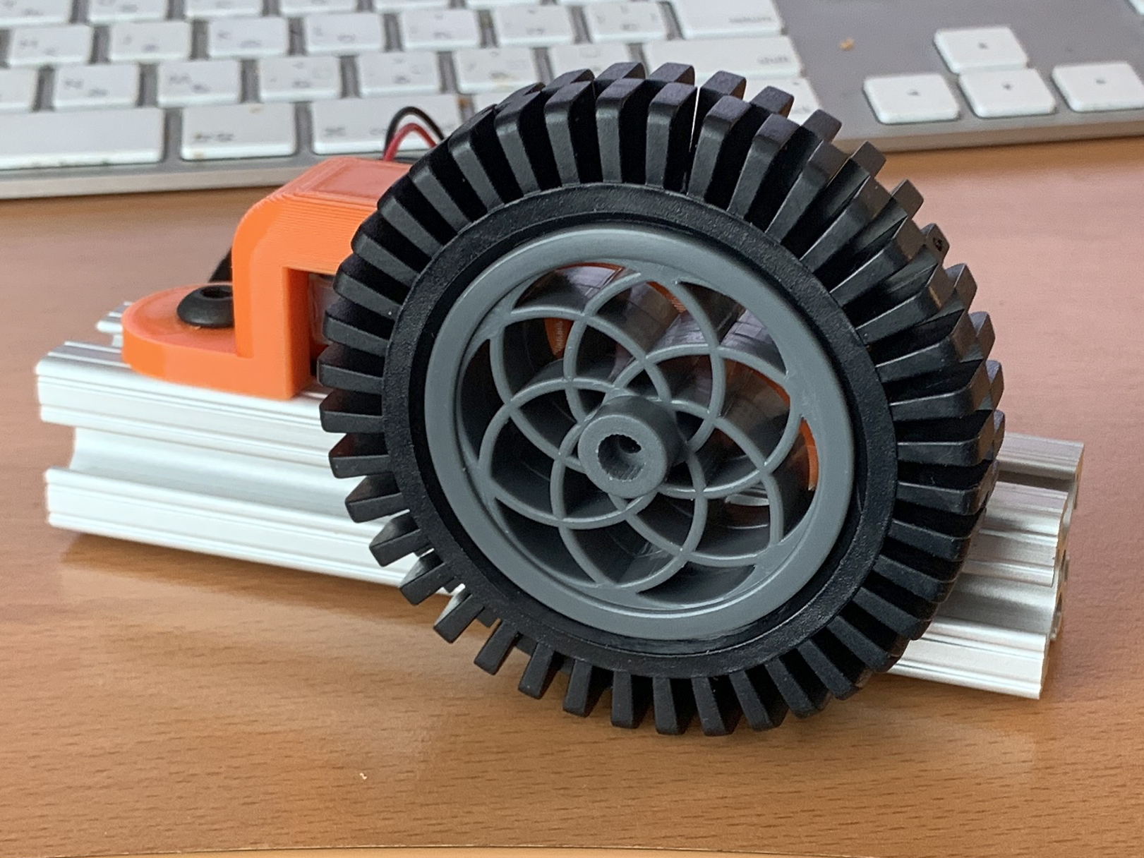 A Simple 3D Printed Robot : 11 Steps (with Pictures) - Instructables