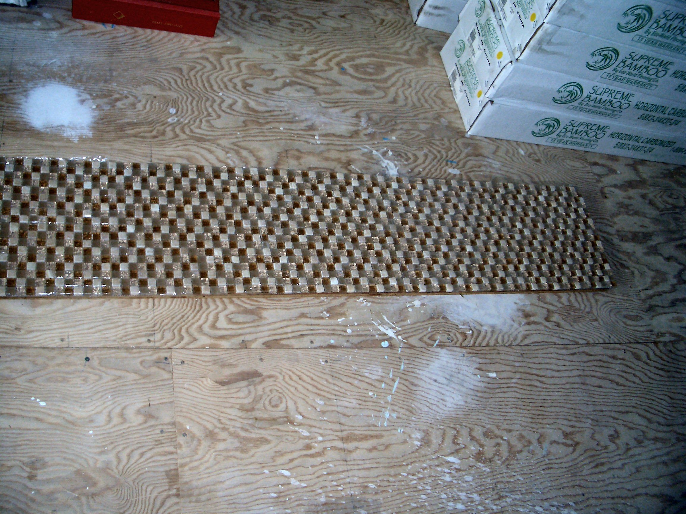 How to Create Your Own Glass Tile Listello! : 5 Steps - Instructables