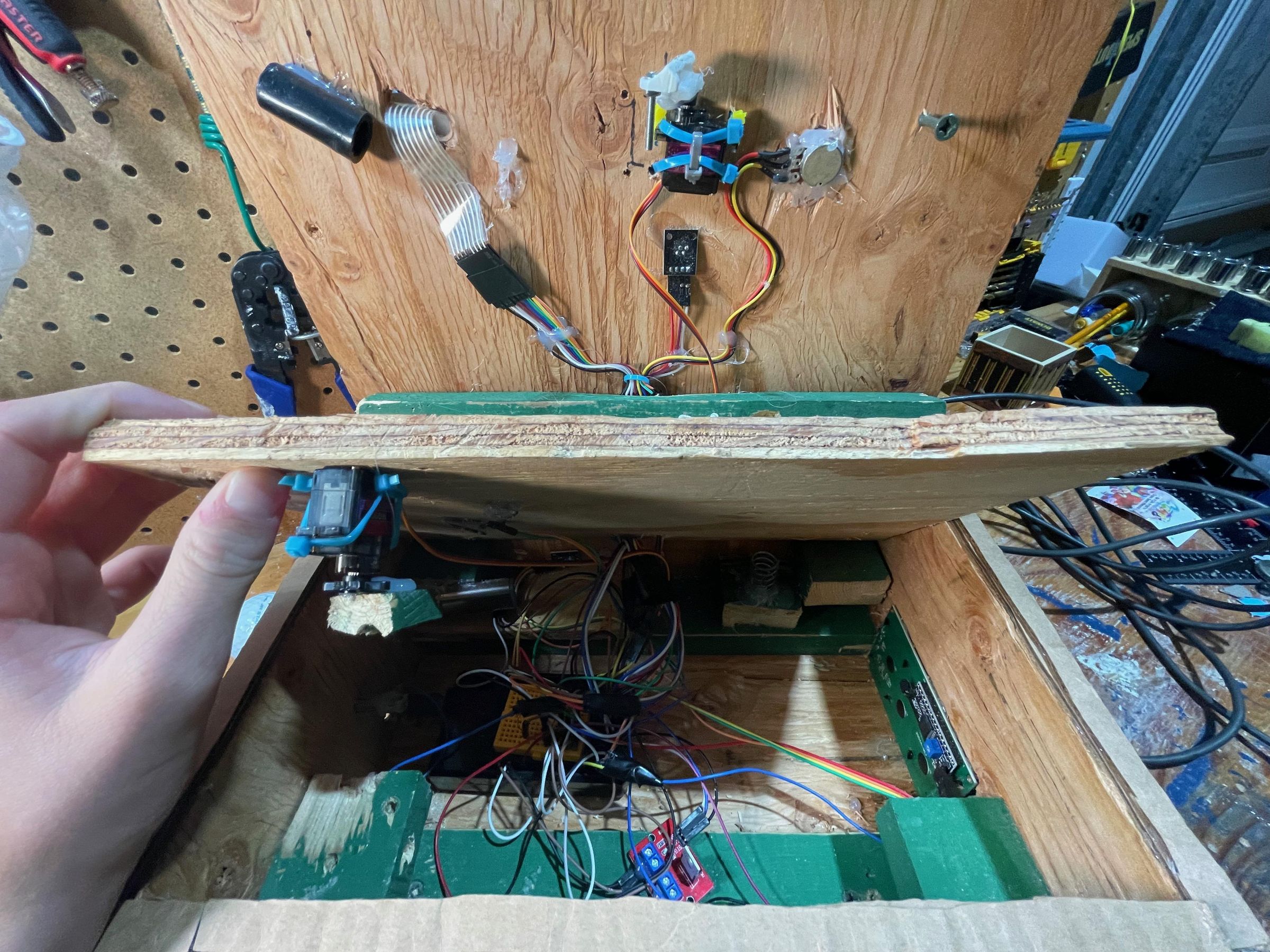 The Ultimate Electronic Puzzle Box : 11 Steps - Instructables