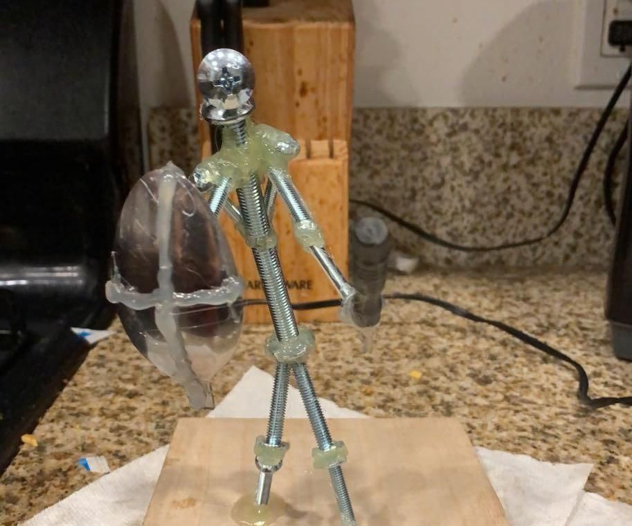 Screw Knight Statue : 5 Steps - Instructables