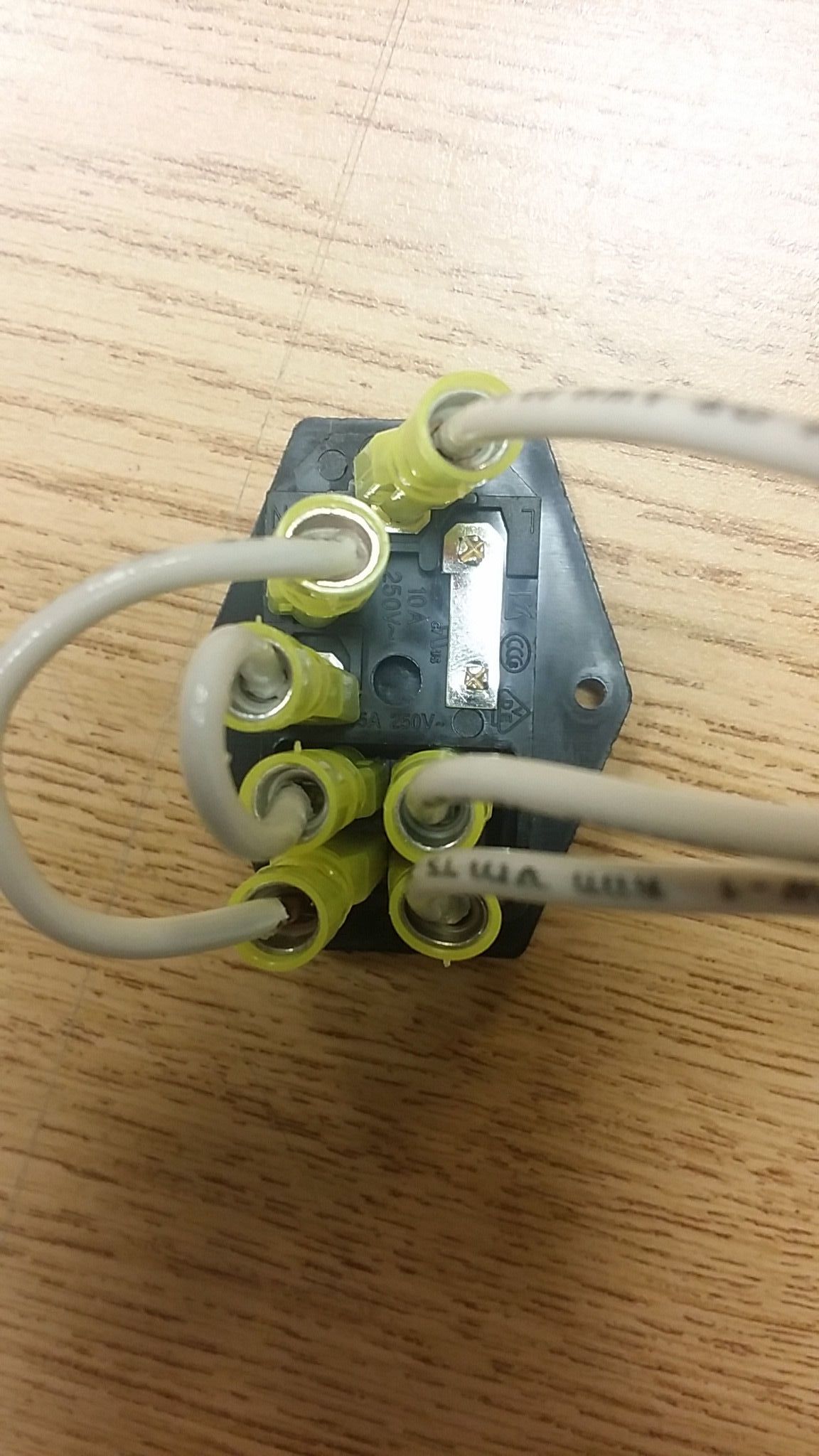 Wire Up a Fused AC Male Power Socket : 4 Steps (with Pictures ...