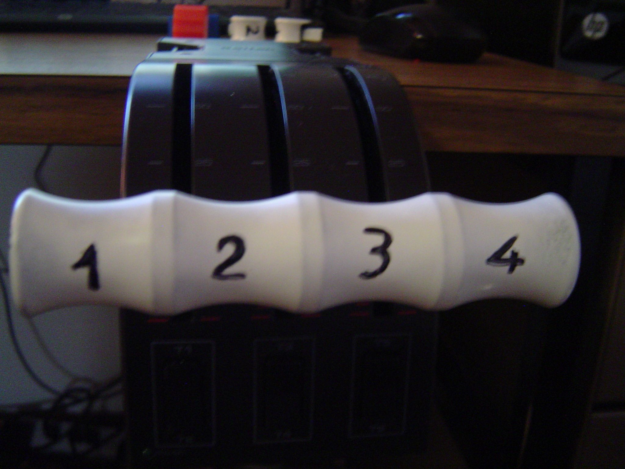 Saitek Throttle Quadrant Knob Repaint : 3 Steps - Instructables