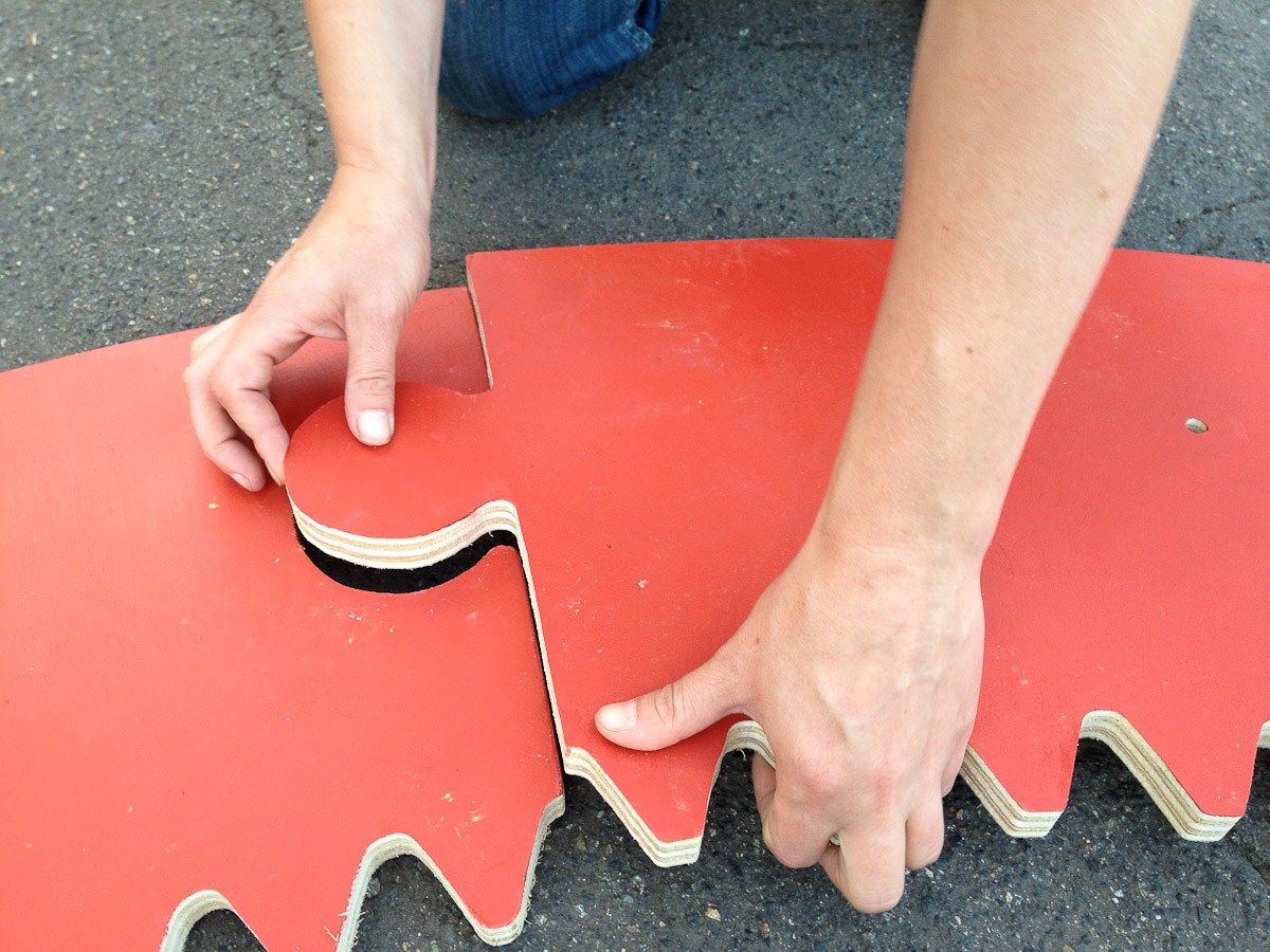 The Giant Spirograph : 8 Steps (with Pictures) - Instructables