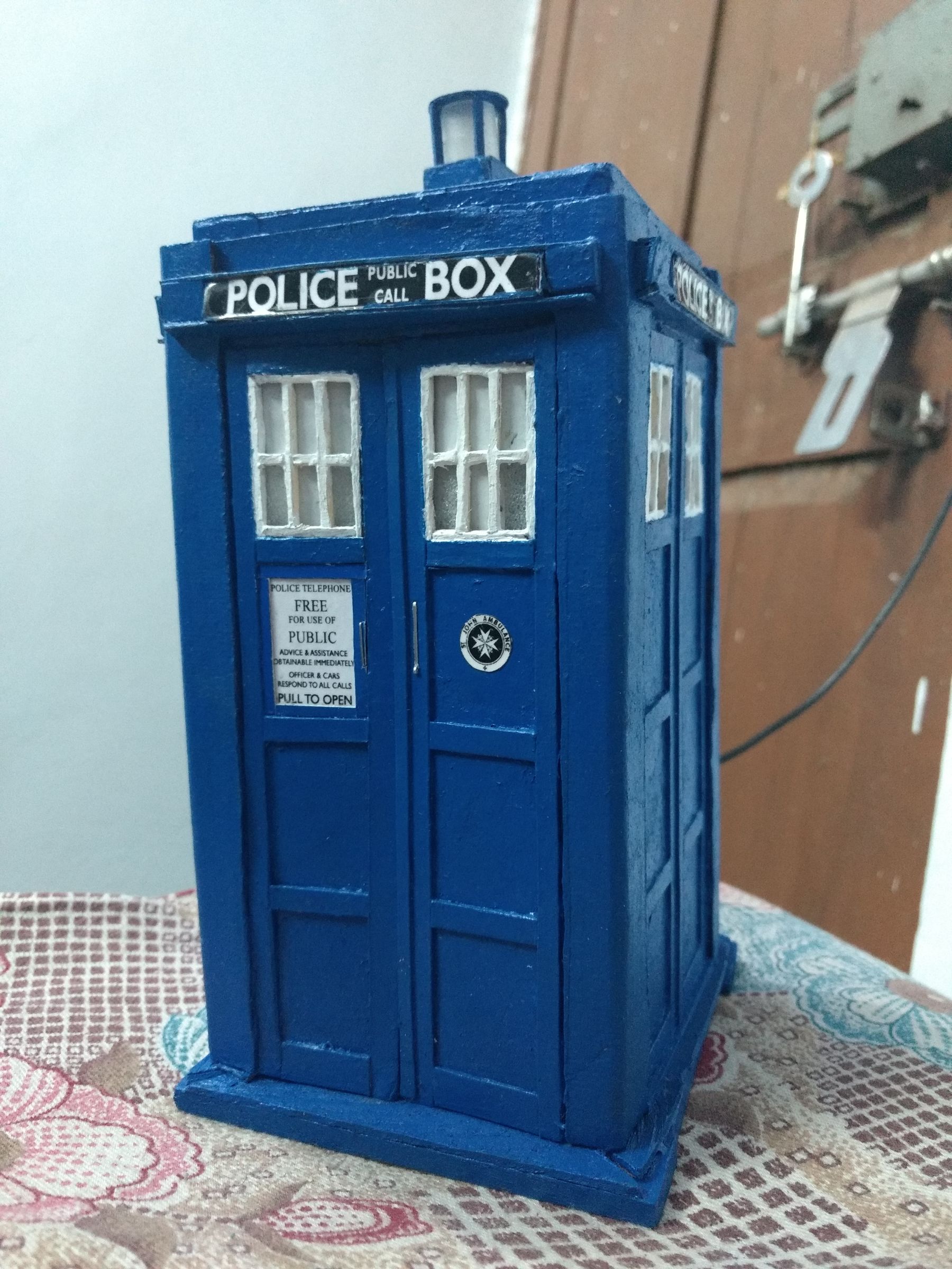 Make a Mini TARDIS With Light and Sound Effects! : 11 Steps (with ...