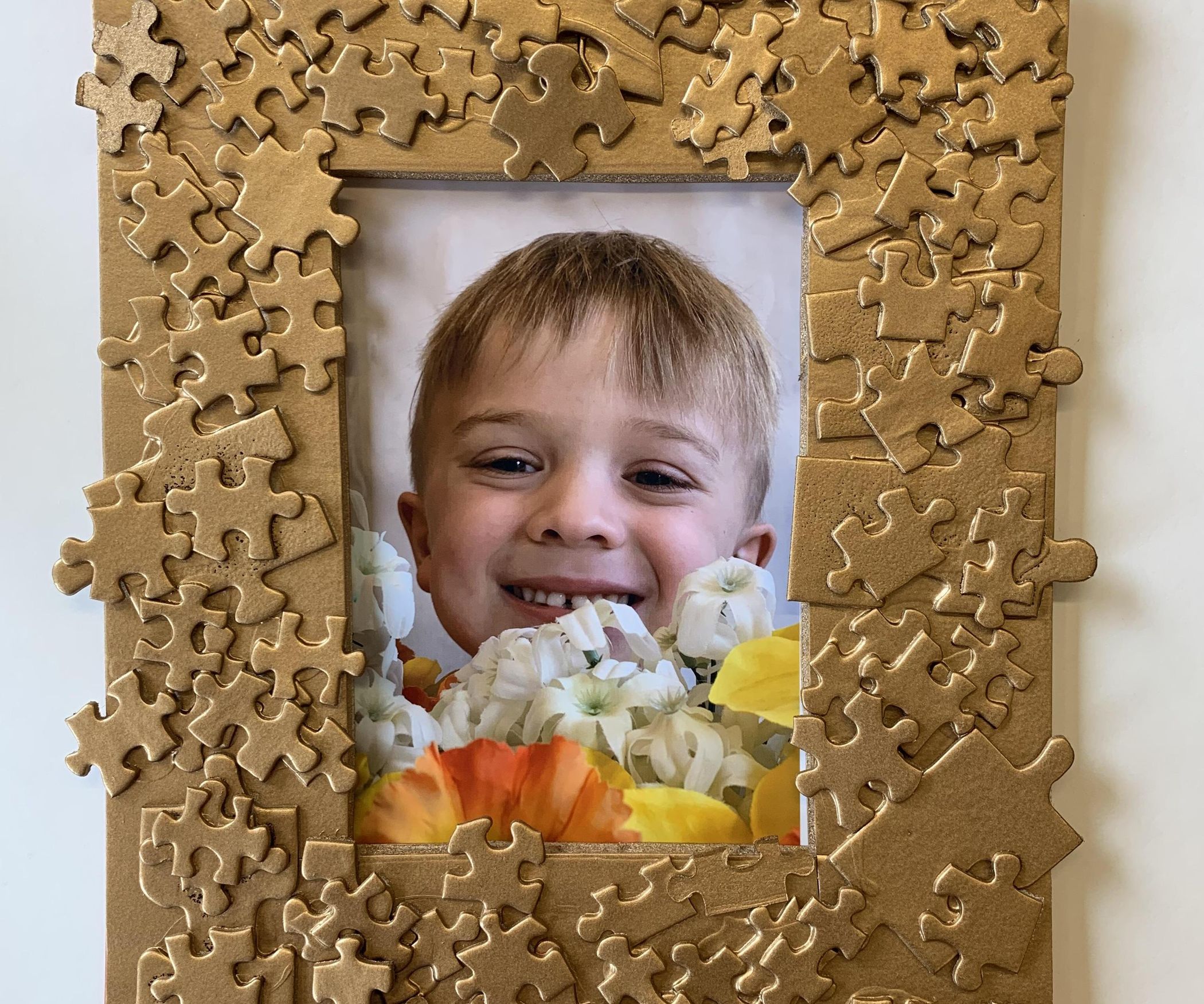 Puzzle Photo Frame : 6 Steps (with Pictures) - Instructables